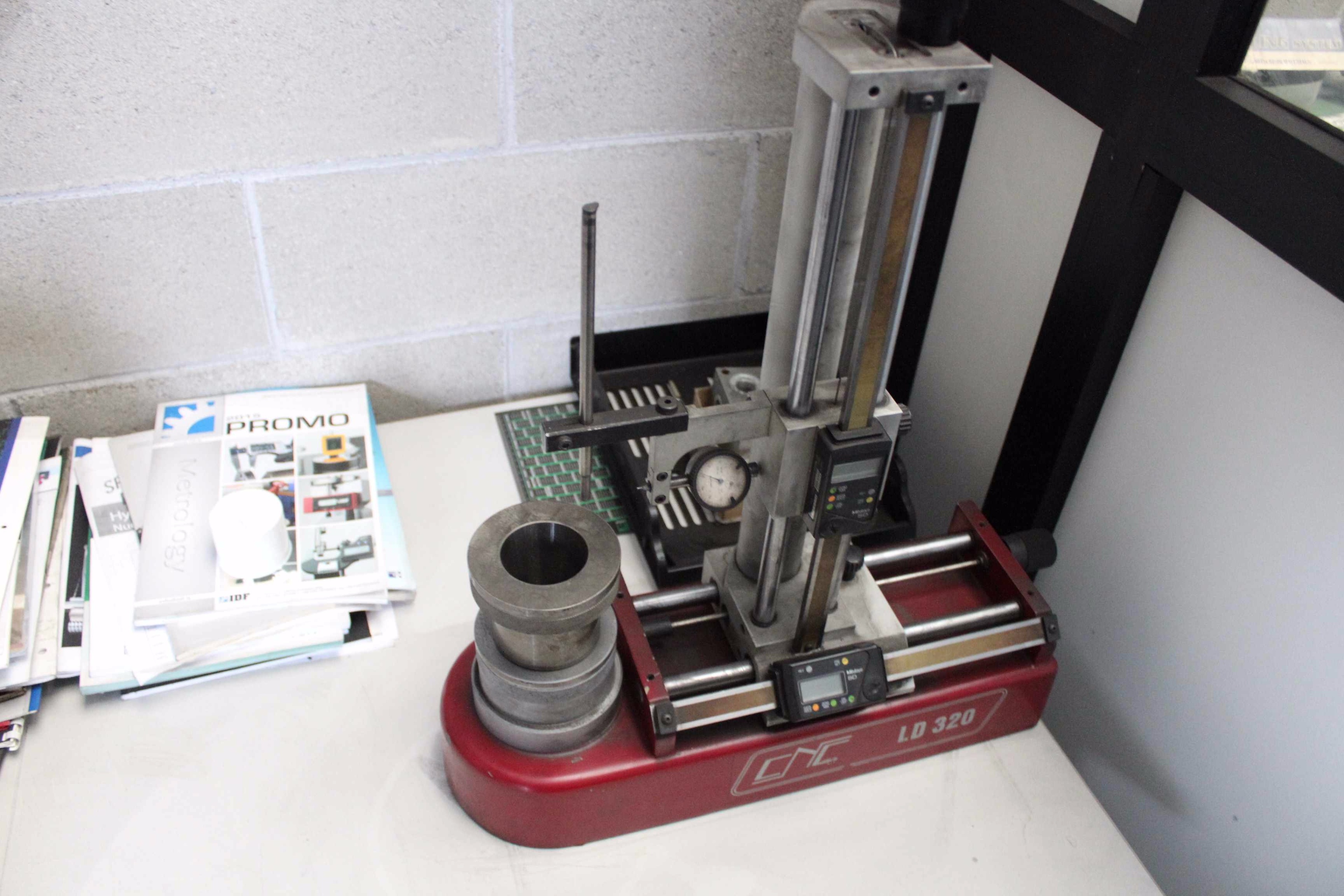 CNC Type LD320 Tool Presetter CNC Type LD320 Tool Presetter