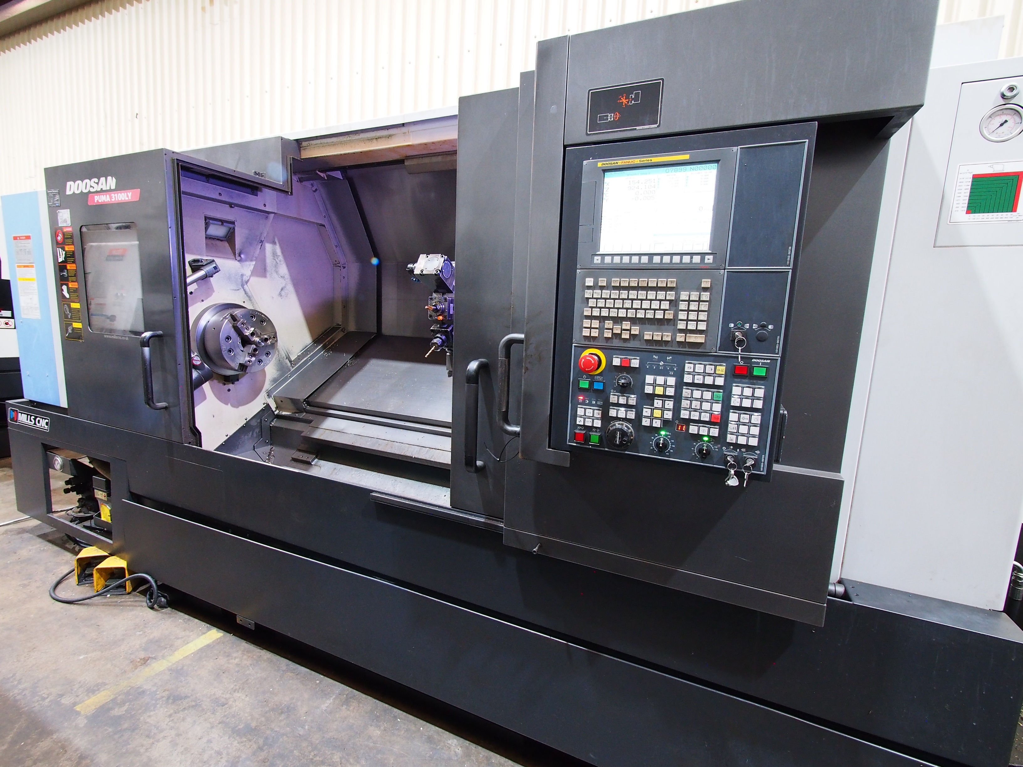 Doosan Puma 3100LY CNC Lathe (2014)