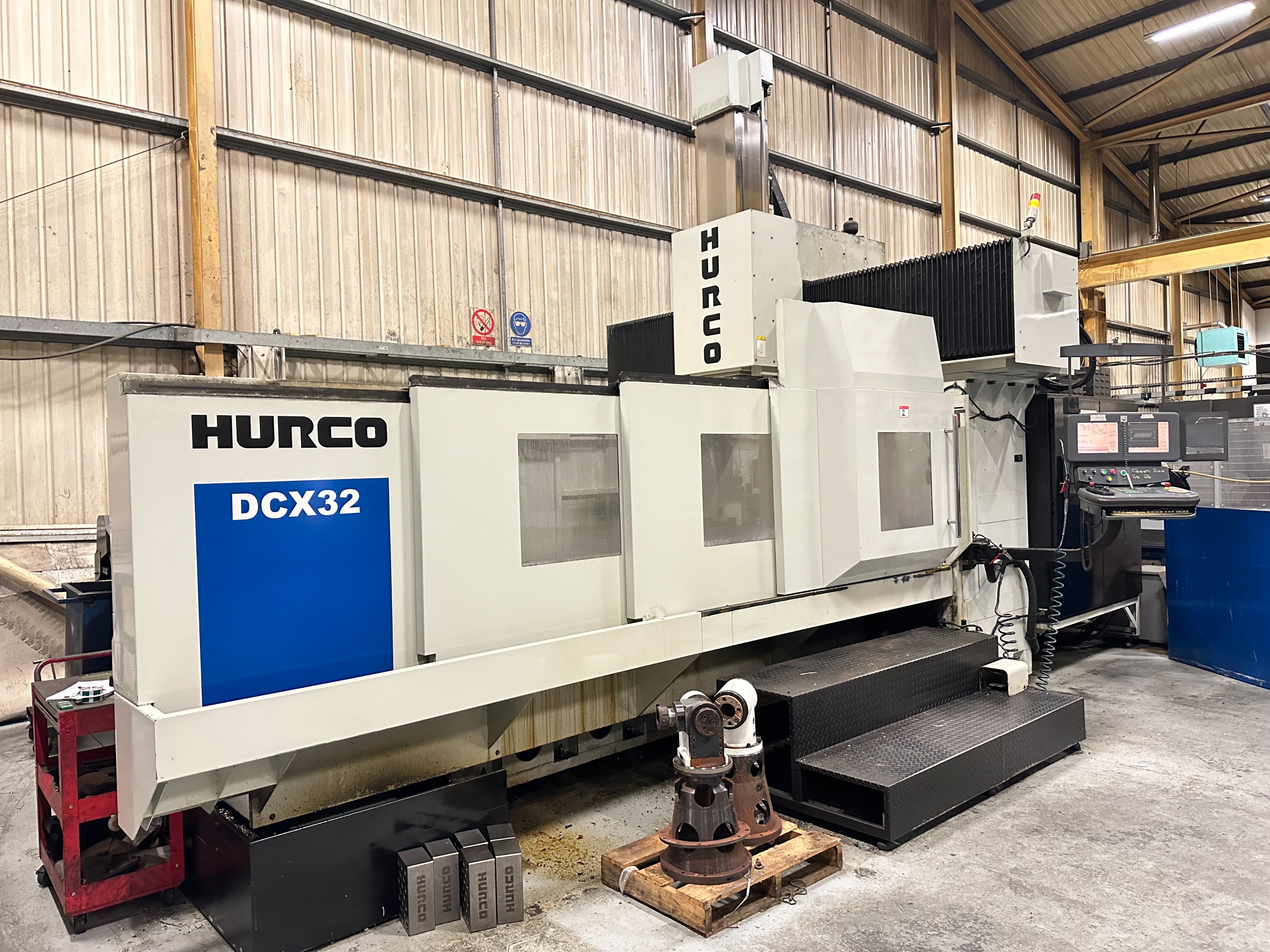 Hurco DCX32/50T Double Column Machining Centre