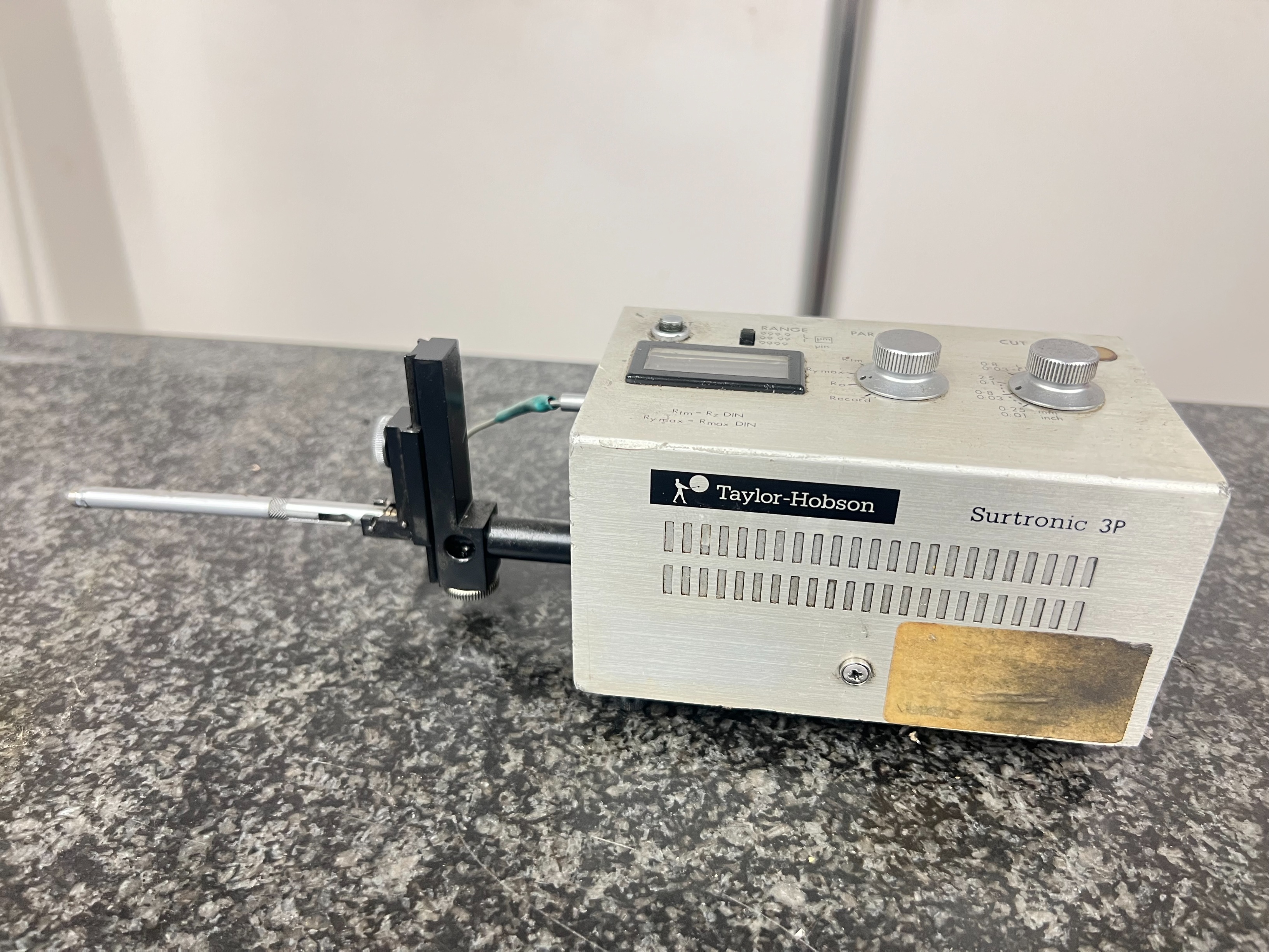Taylor Hobson Surtronic 3P Surface Tester