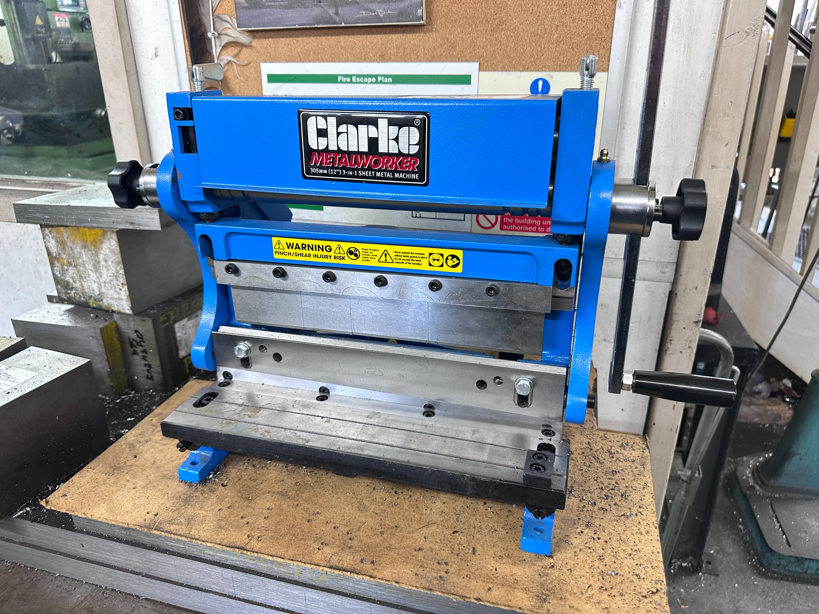 Clarke Metalworker 3 in 1 Metal Machine