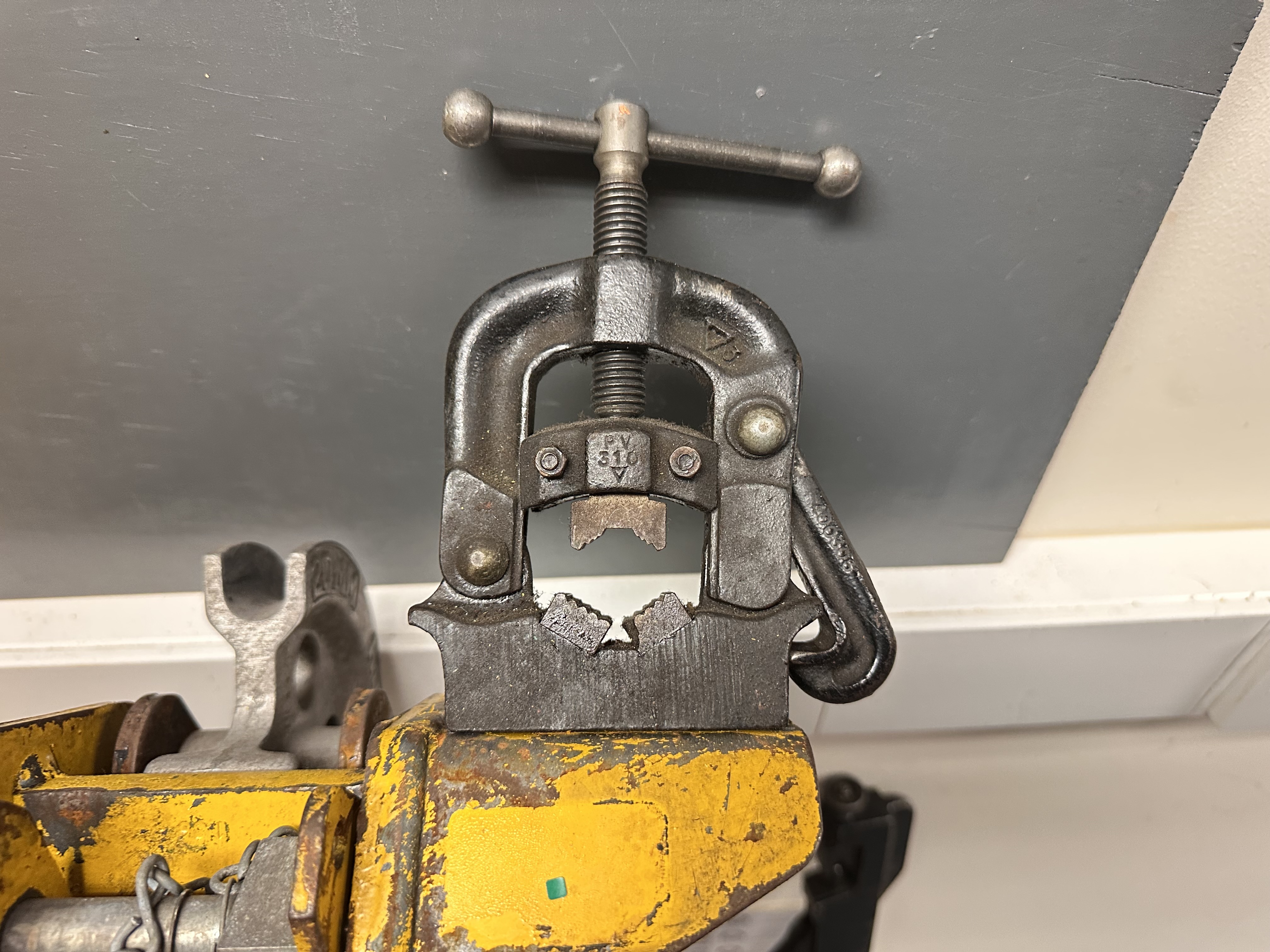 Pipe Bender