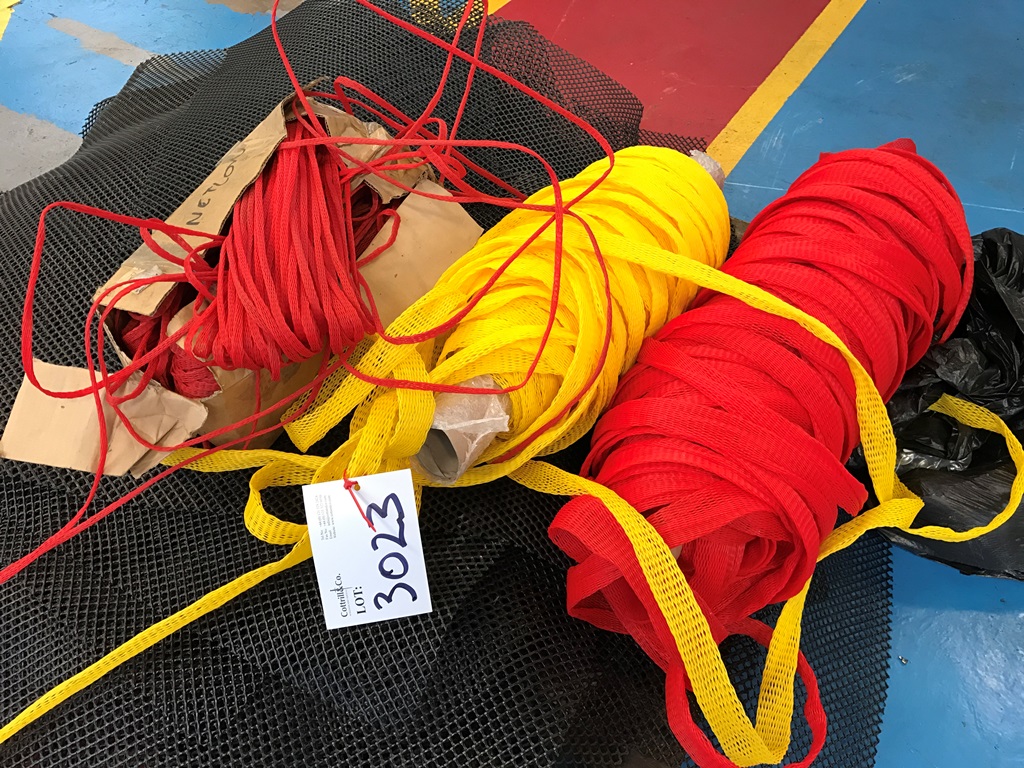 Quantity various sized Netlon plastic protective packing sleeve