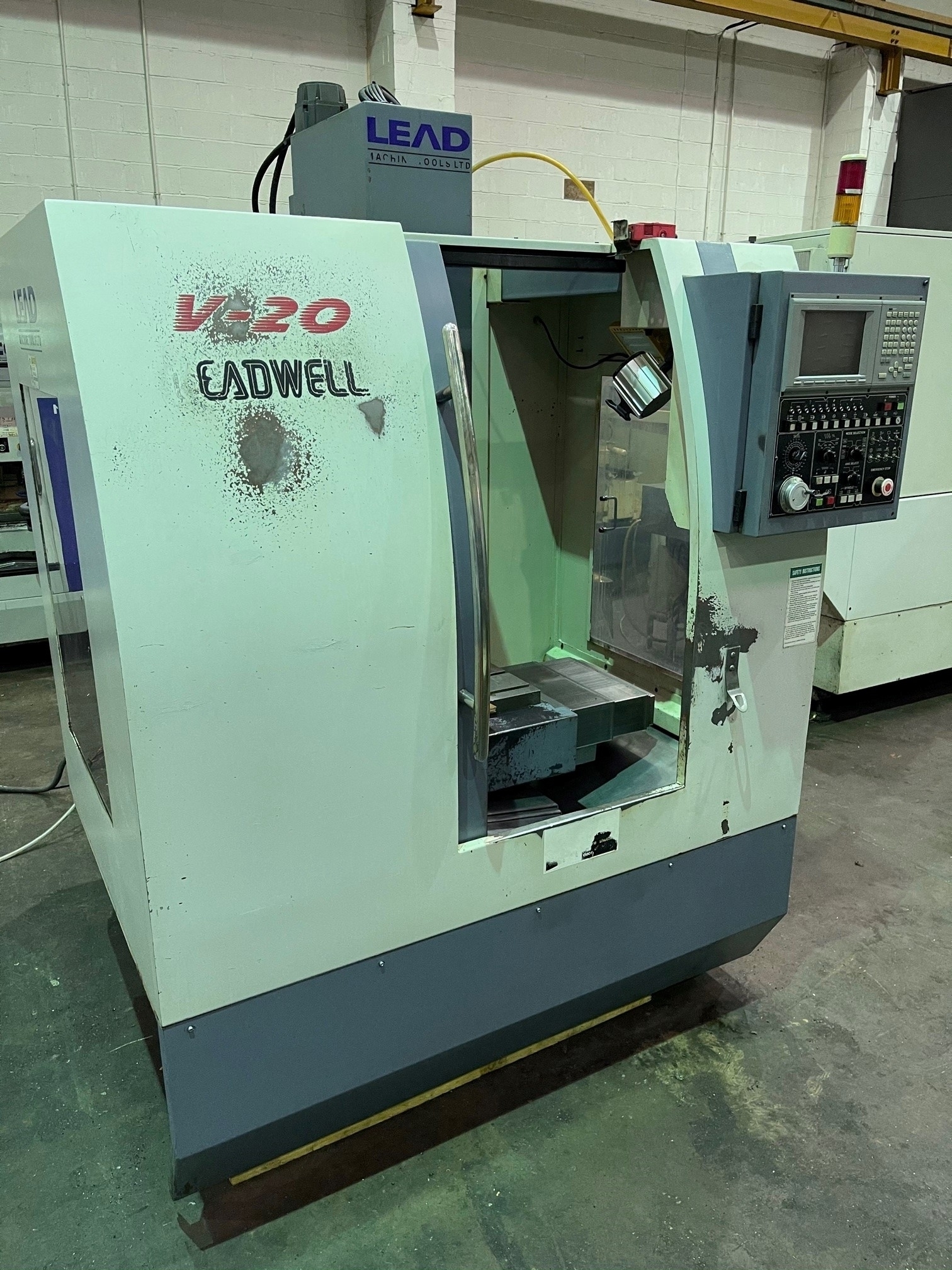 Leadwell V-20 Vertical Machining Centre (2002)