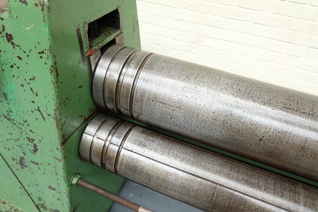 Morgan Rushworth Type MPR2500.10: Powered Pyramid Rolls