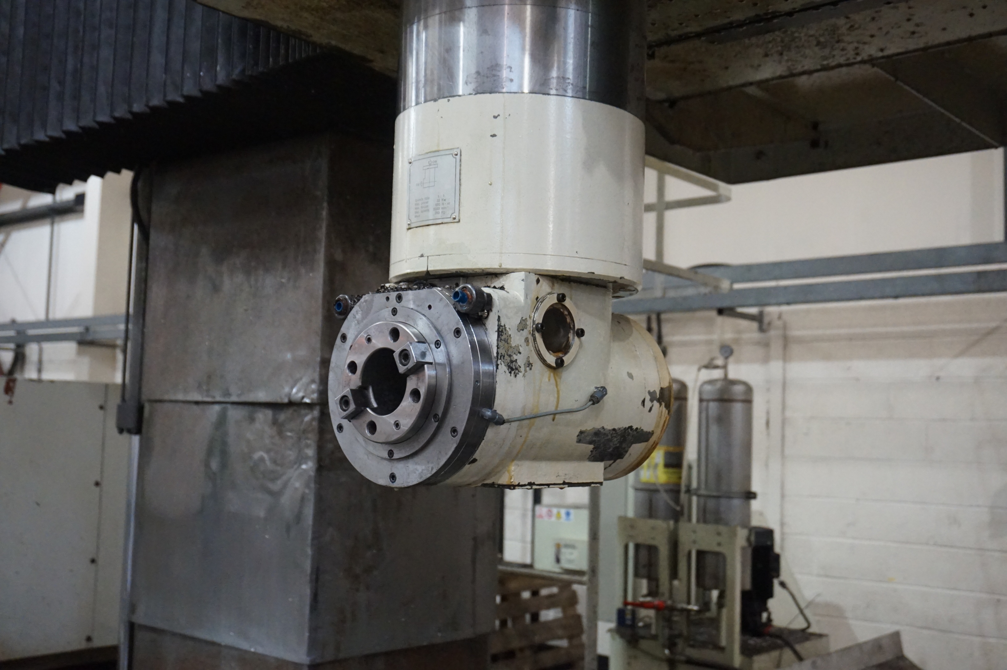 SNK RB-2NM Bridge Type CNC Milling & Boring Machine