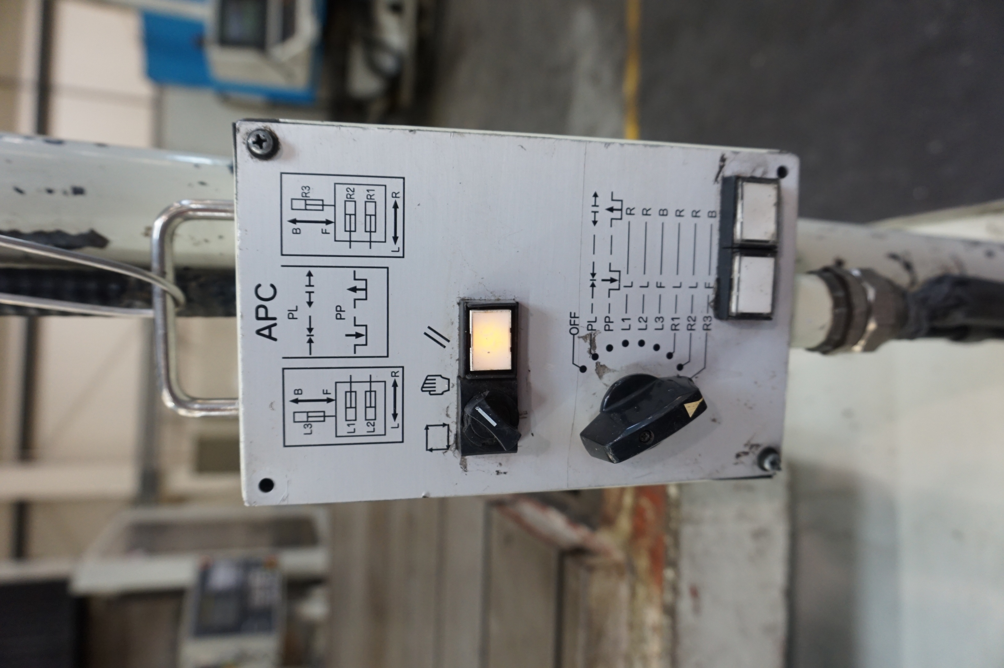 SNK RB-2NM Bridge Type CNC Milling & Boring Machine