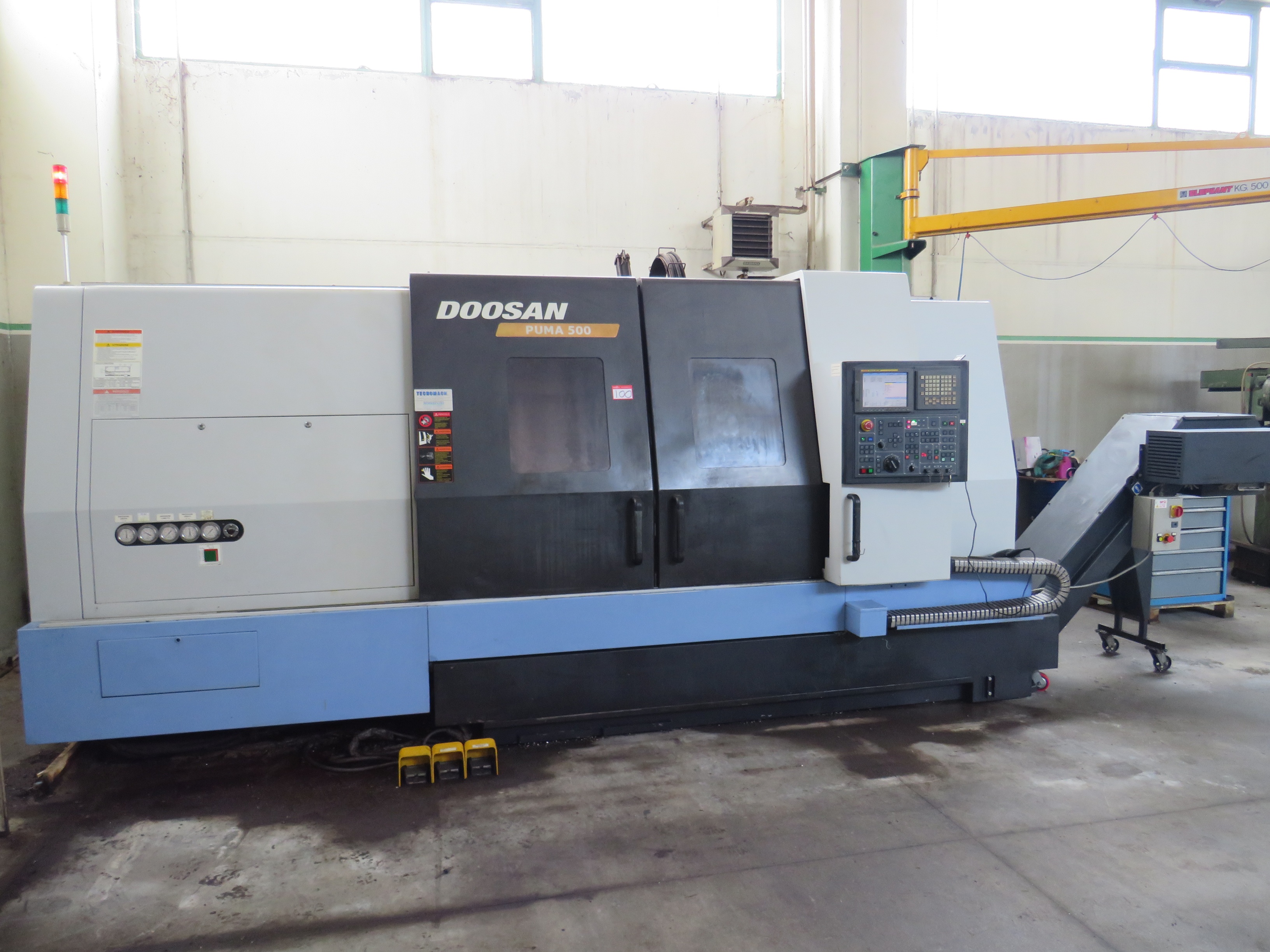 Doosan Puma 500 CNC Lathe