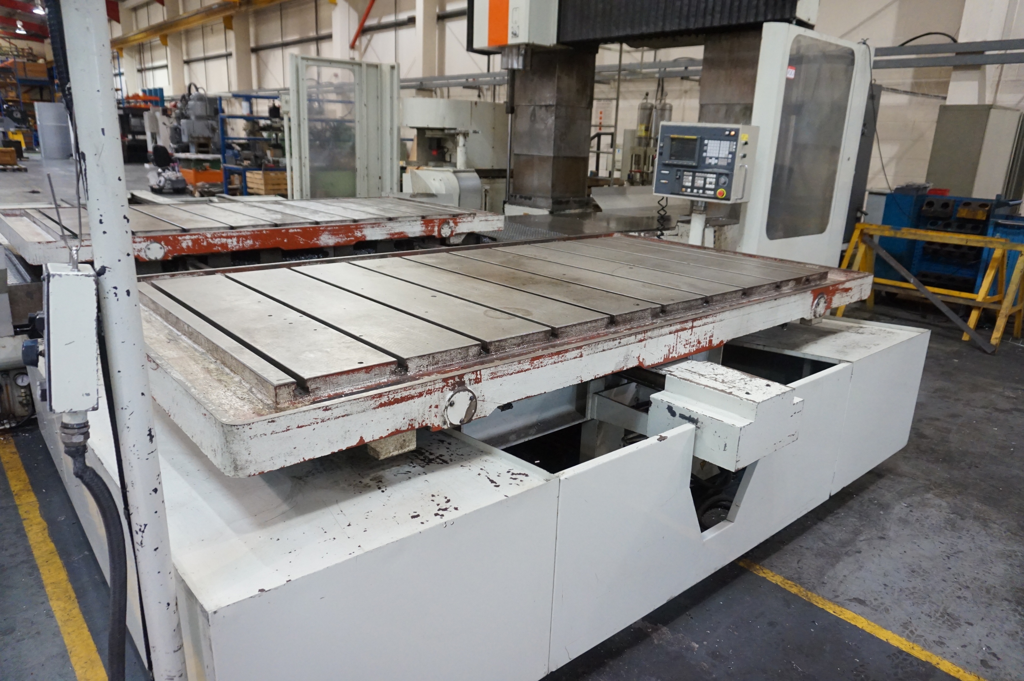 SNK RB-2NM Bridge Type CNC Milling & Boring Machine