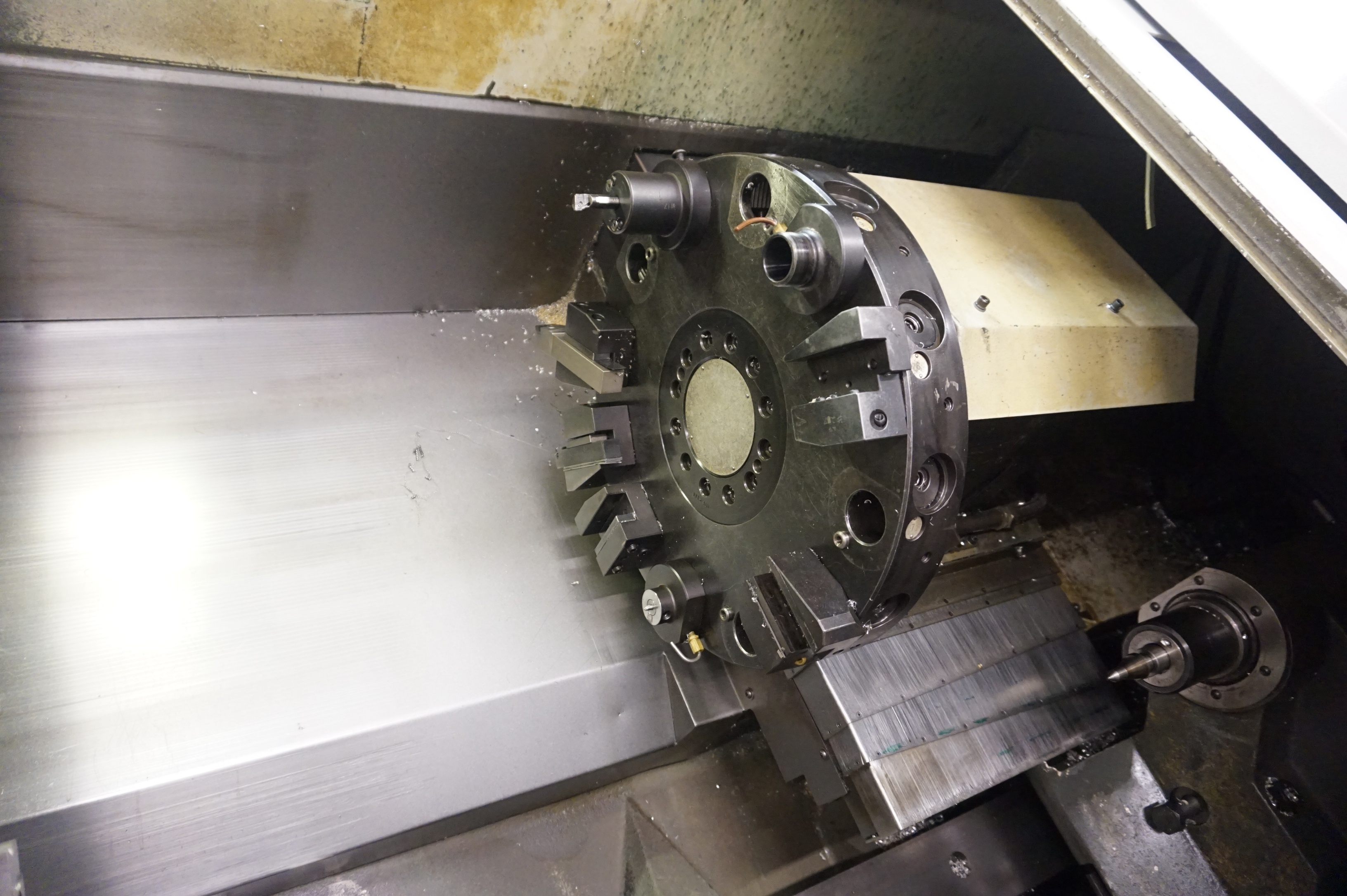 Cincinnati Milacron Hawk CNC Lathe