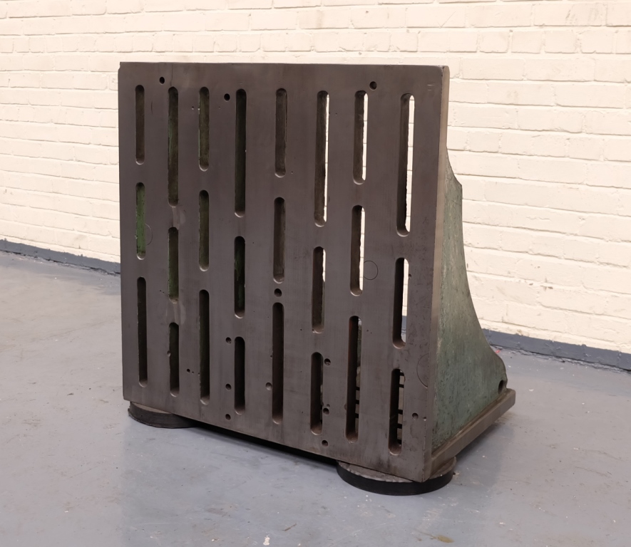 Large Slotted Angle Plate
