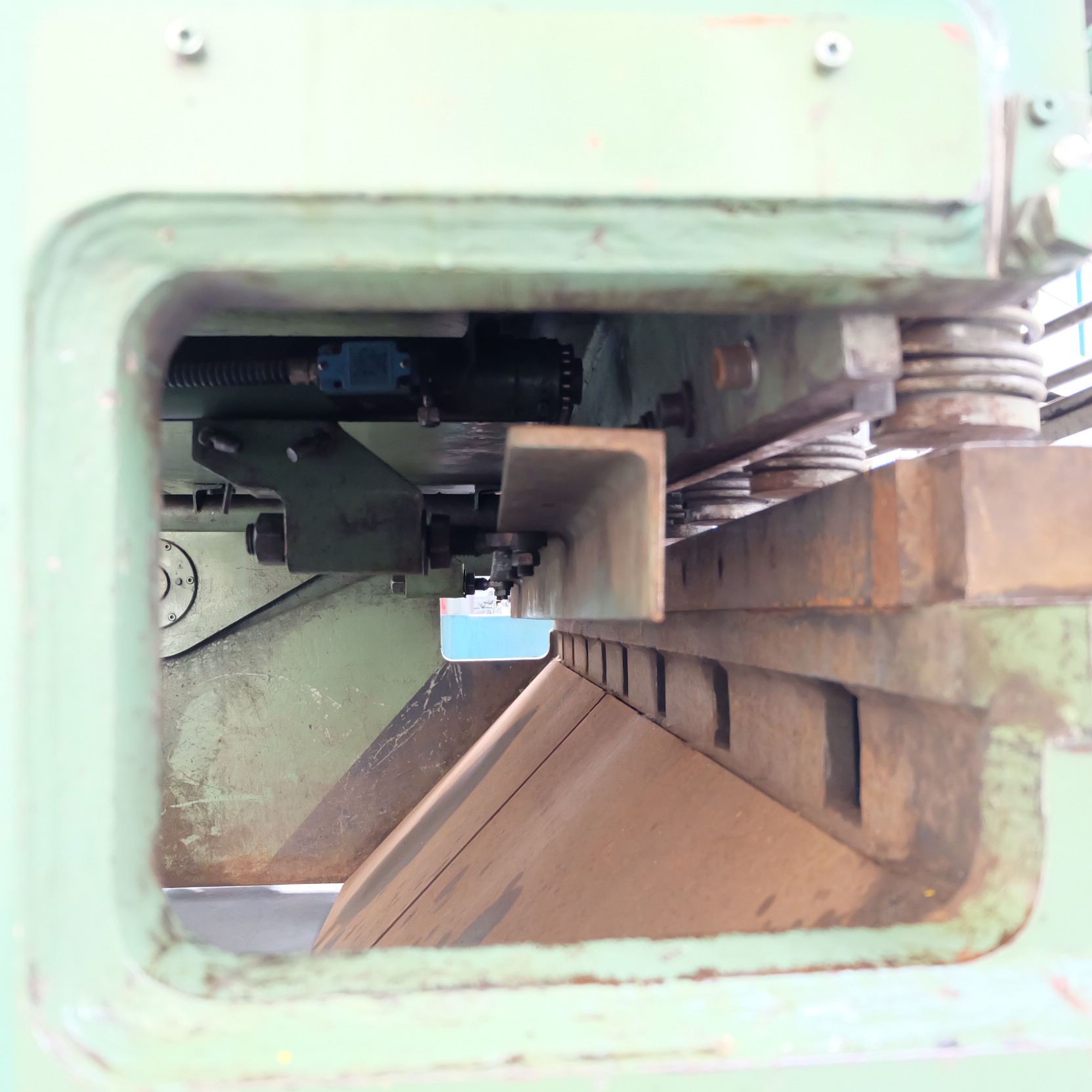 Pearson Hydraulic Guillotine