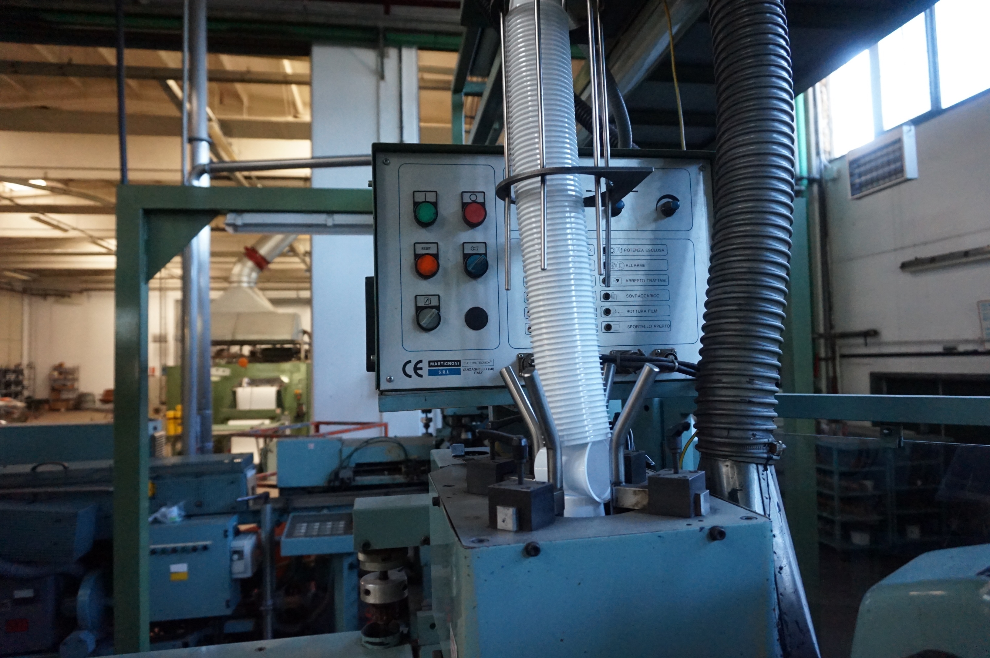 VAN DAM 565 MTO/UV, 6 Color Dry Offset Cup Printing Machine