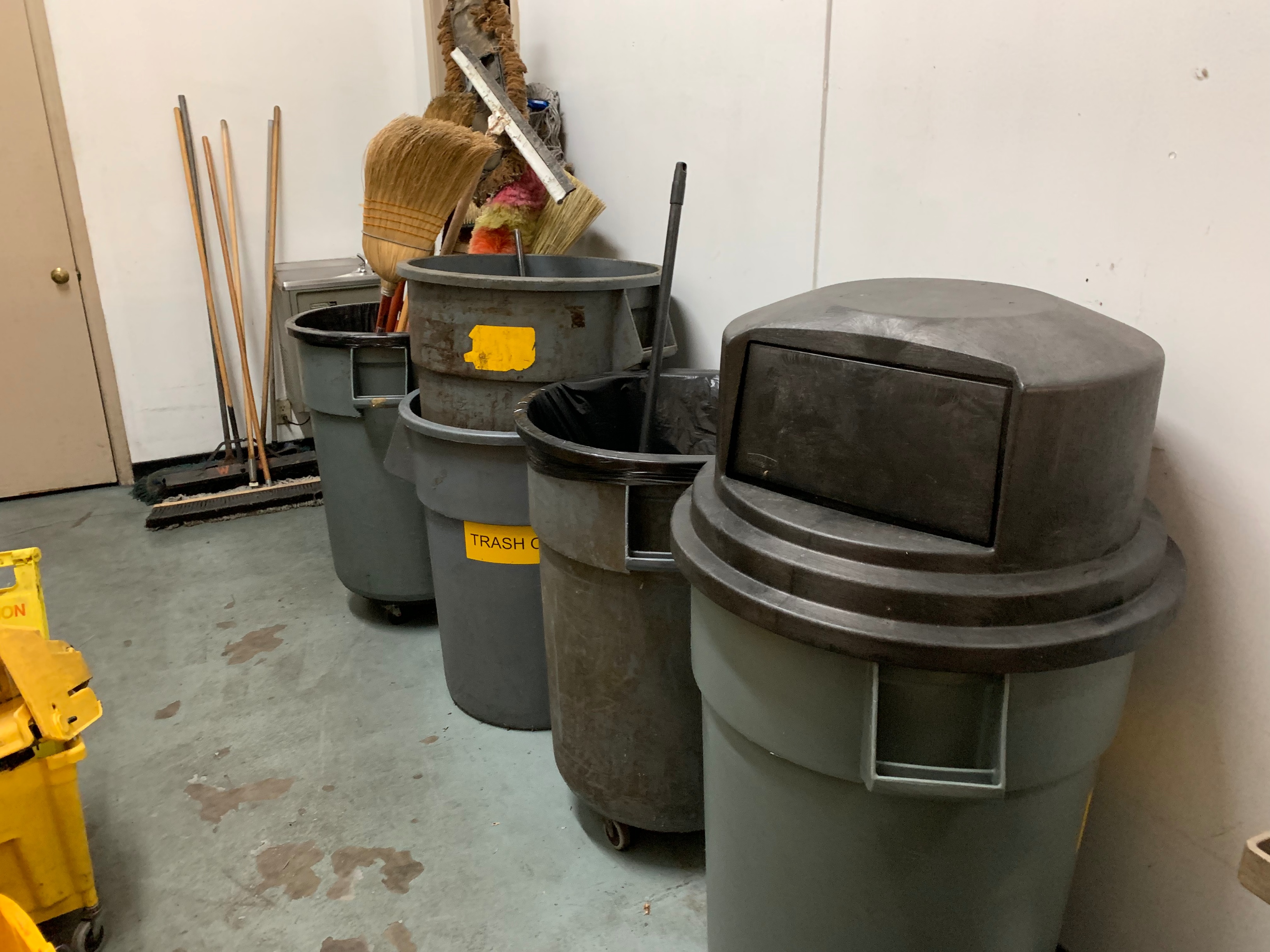 Large Lot of Janitorial Supplies Including Trash Cans, Mop Buckets ...