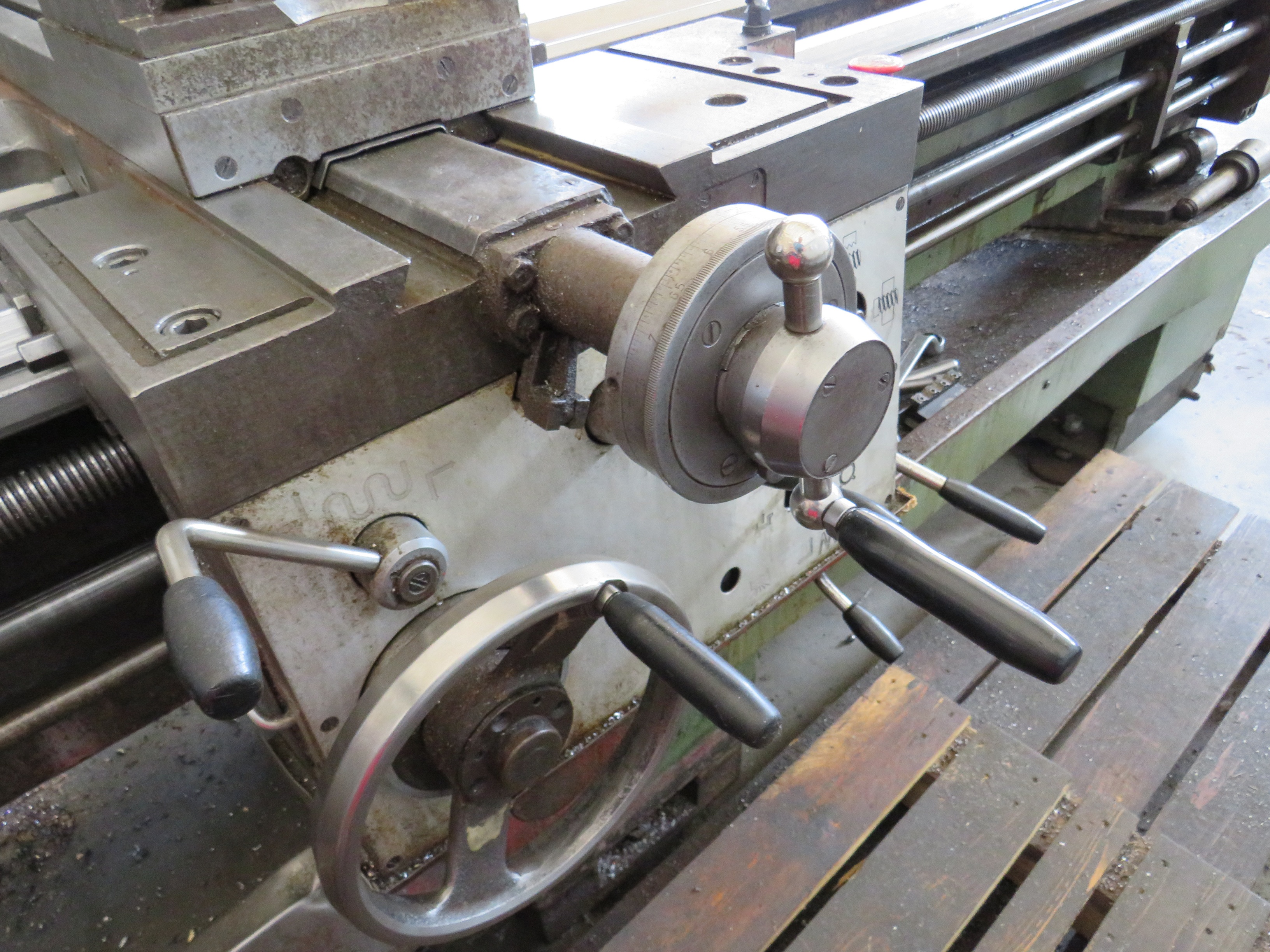 Tur 630m Lathe