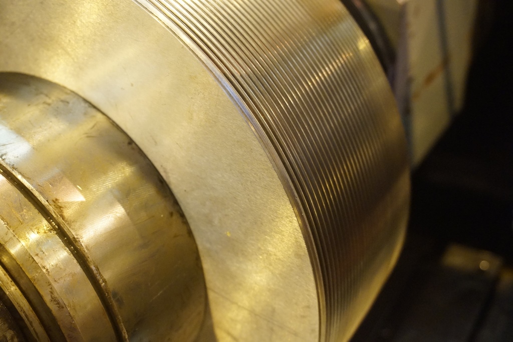 TRT 100-Ton Thread Roller