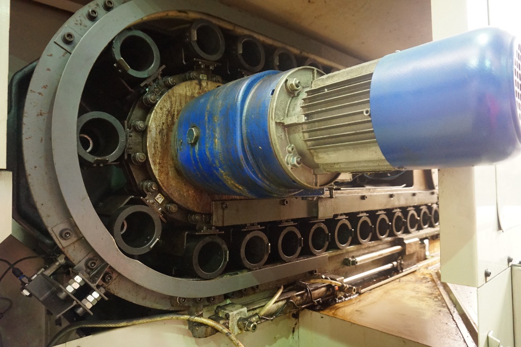 Cincinnati Milacron Lancer 1250 Vertical CNC Machining Centre