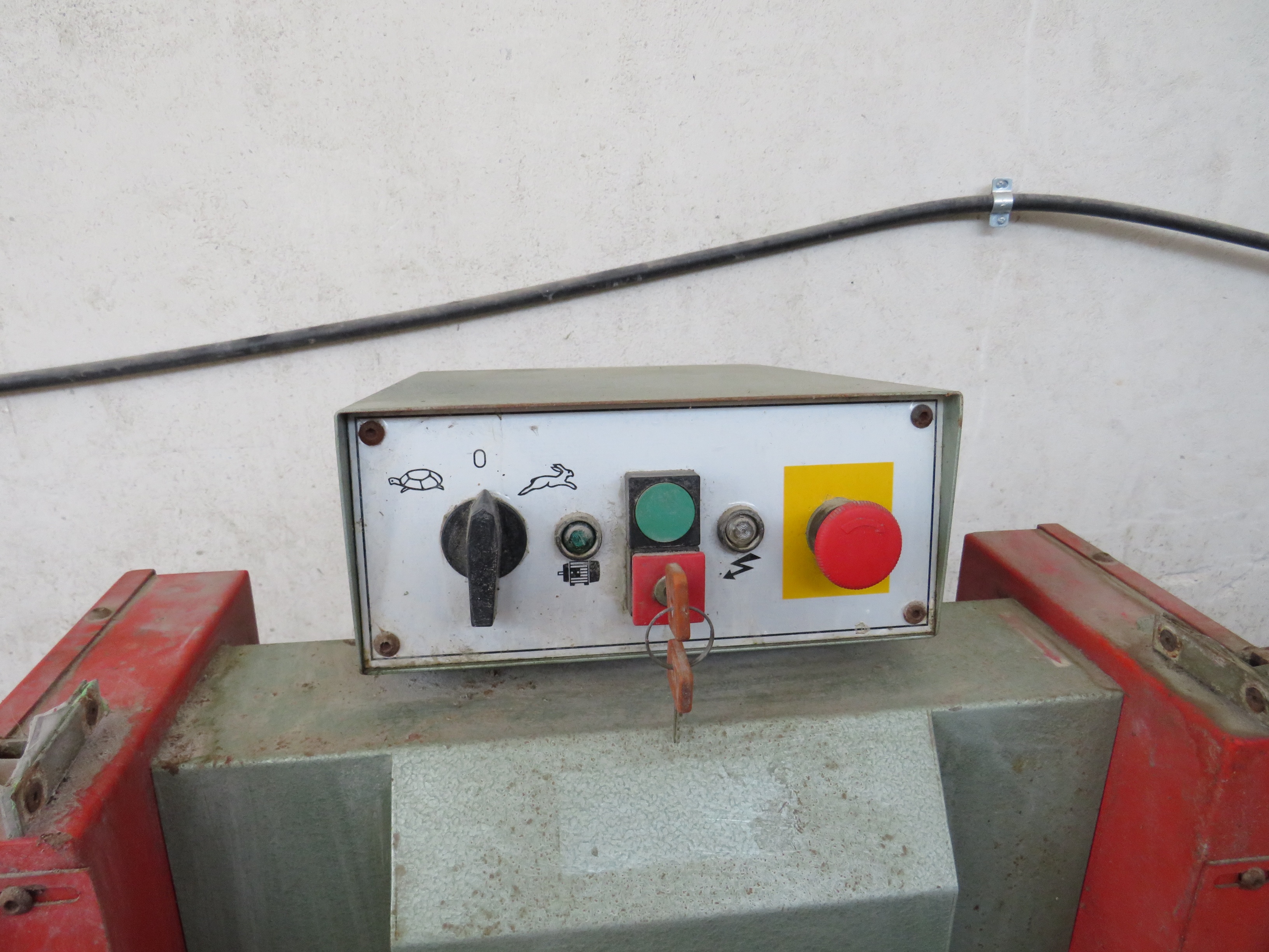 Aceti Macchine Model 101 Tool Sharpener