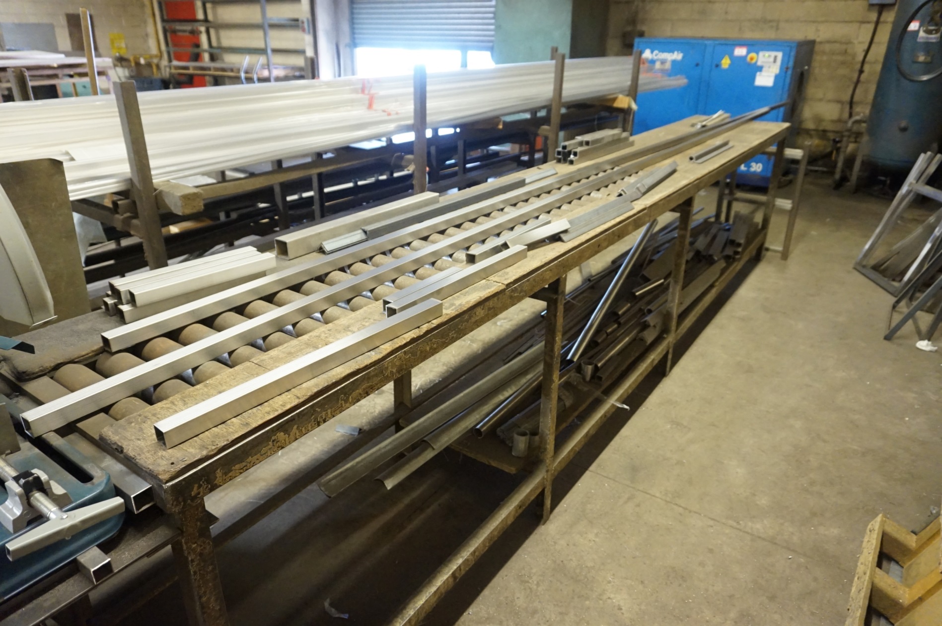 Bosch GC02000 Pull Down Saw with Infeed/Outfeed Roller Conveyor