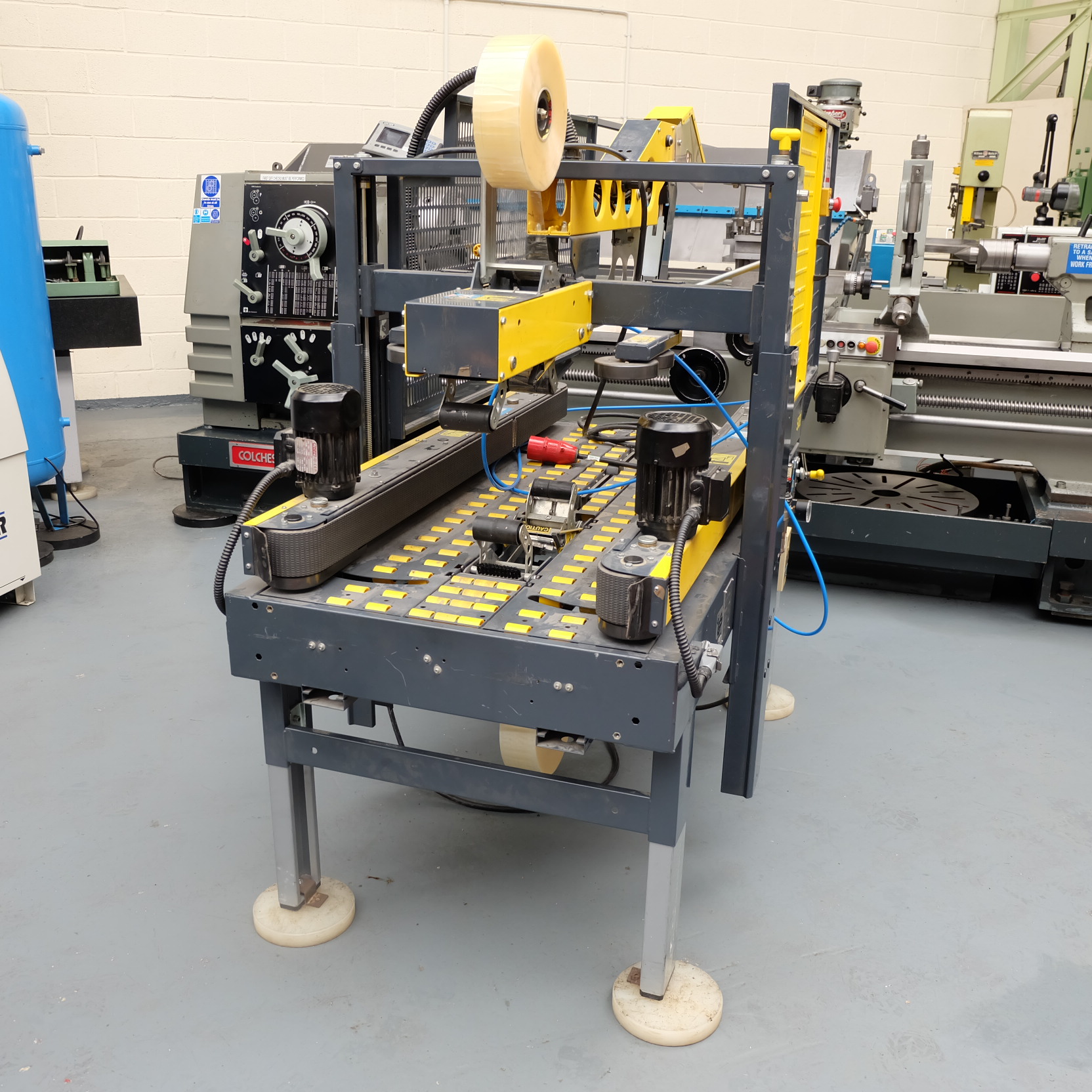 Siat Type SM11.PB Case Sealing Machine