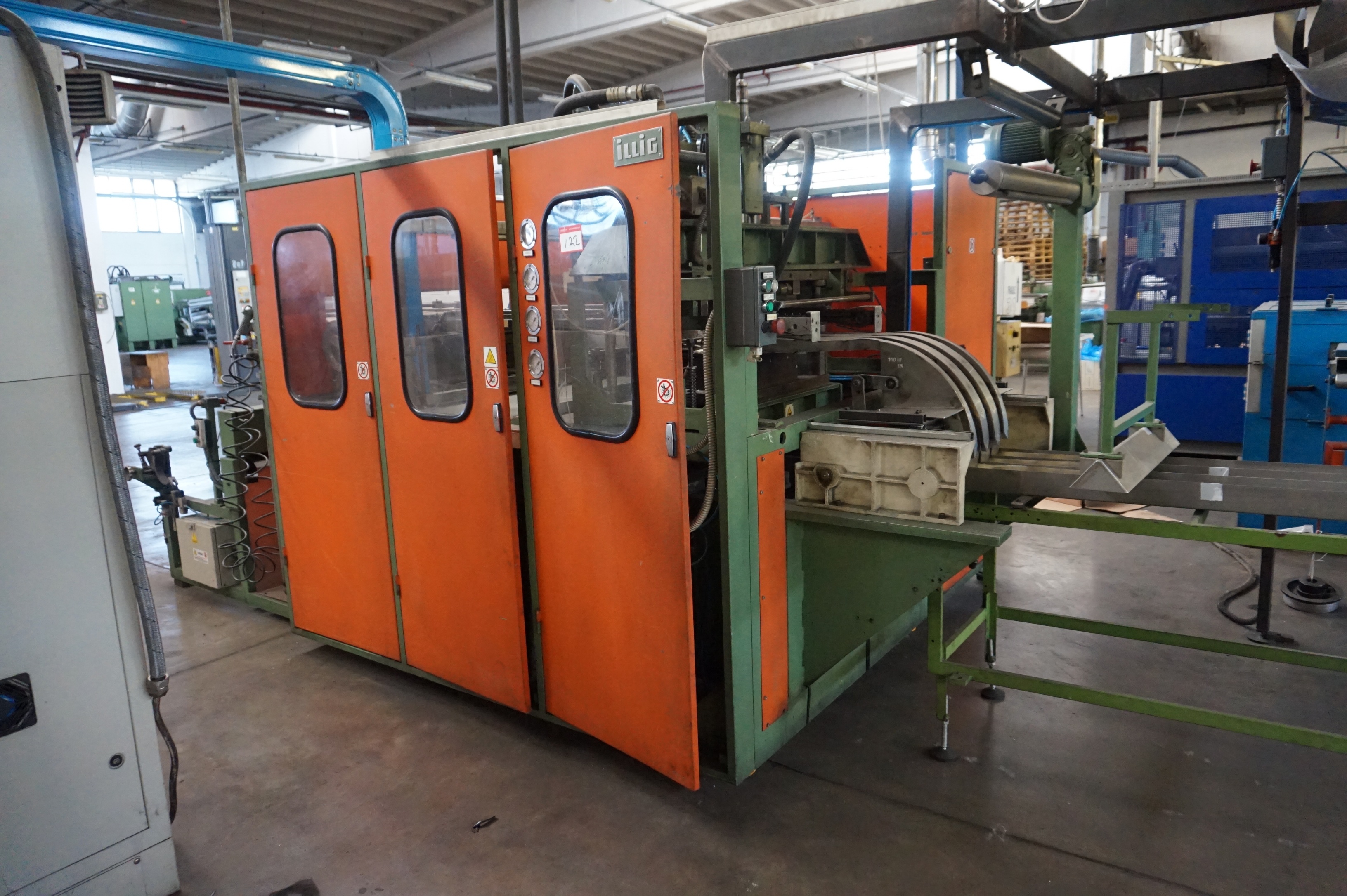 ILLIG RDM 63/10 Thermoforming Machine