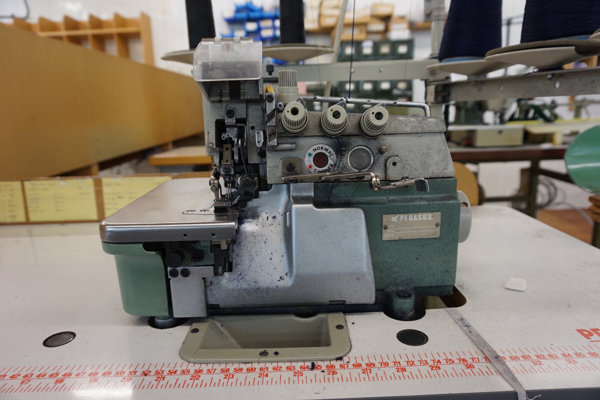 Pegasus E52-131M Twin Needle Overlocking Machine