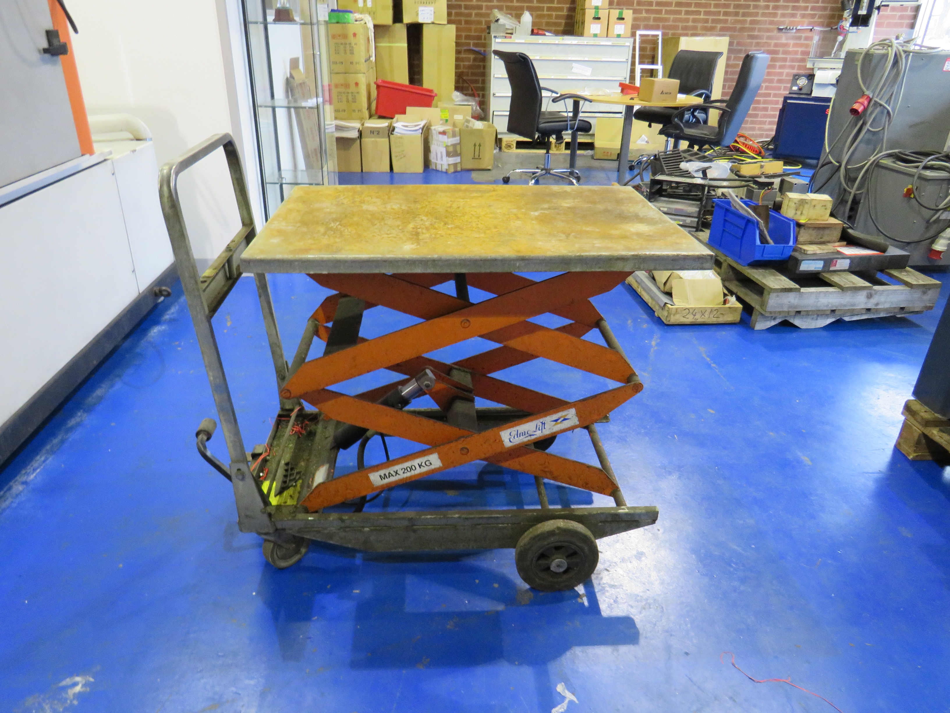 Edmo Tool Lift Model TZD-201