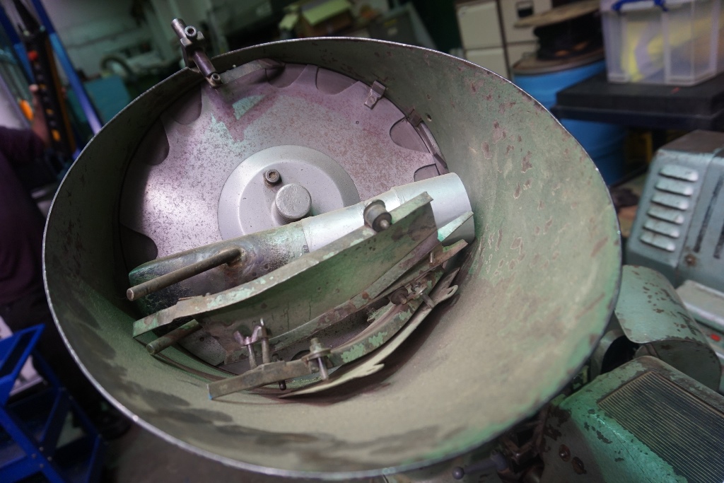 LIBA Button Hole Drill Machine