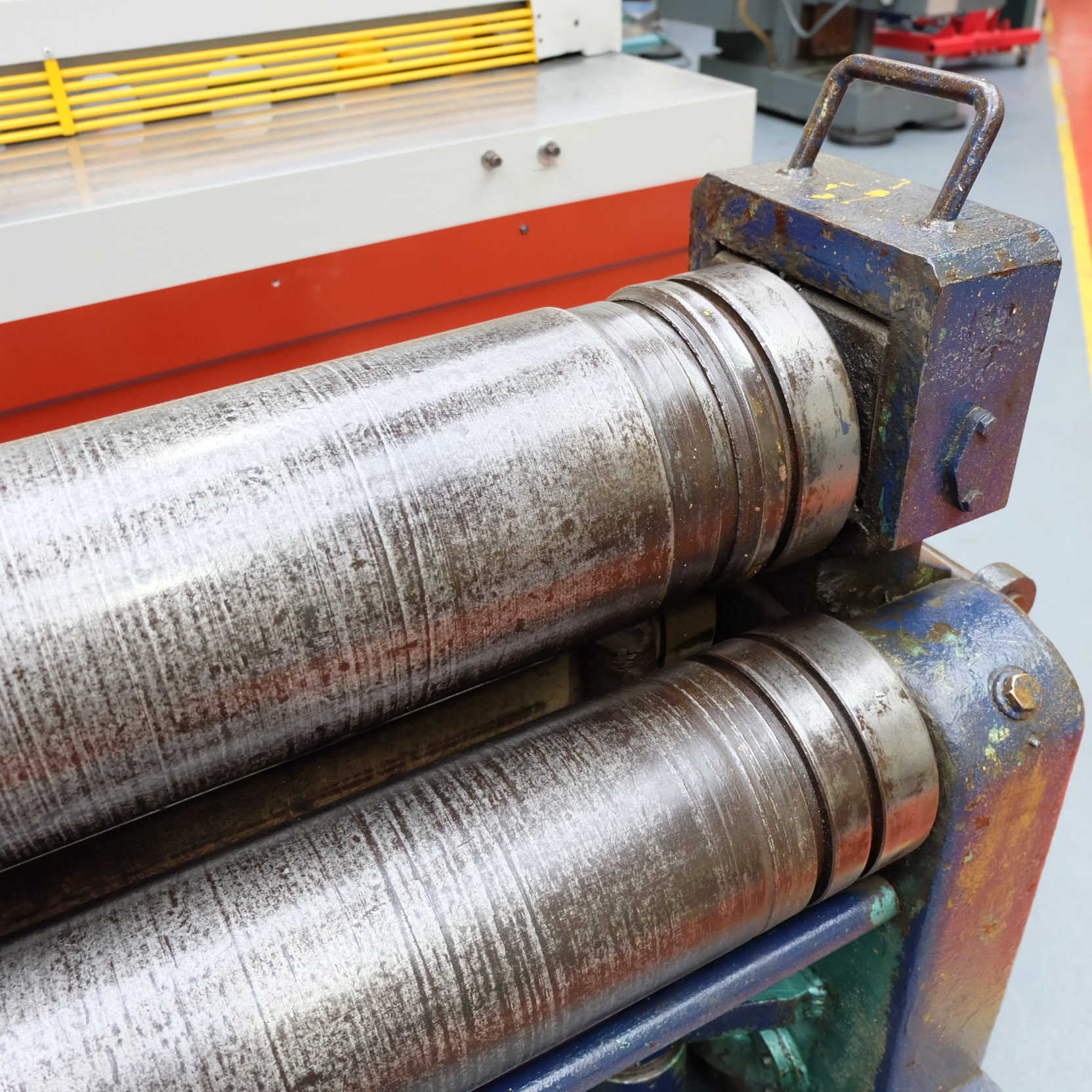 Powered Pyramid Sheet Metal Bending Rolls