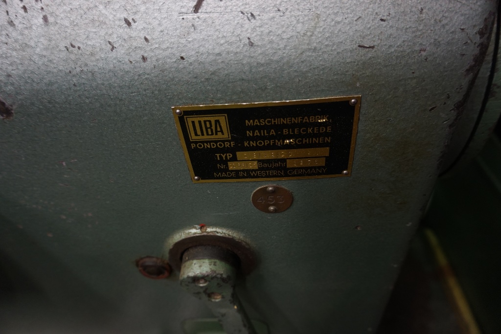 LIBA Button Hole Drill Machine