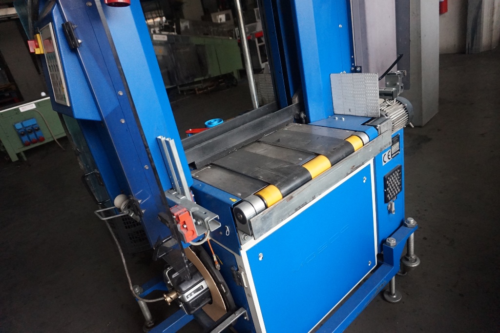 Mosca Automatic Stacking and Banding Machine