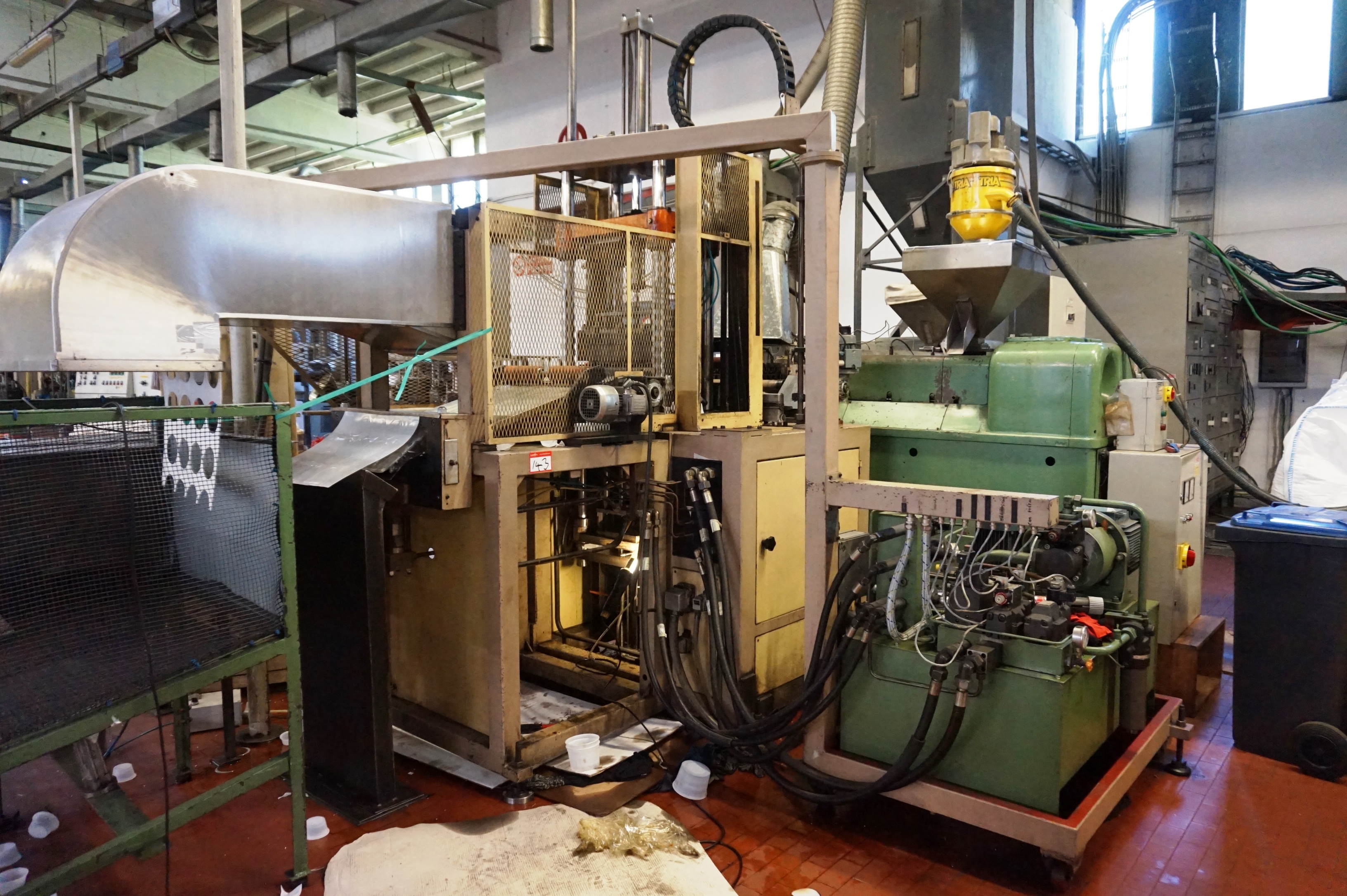 Extruding and Thermoforming Line