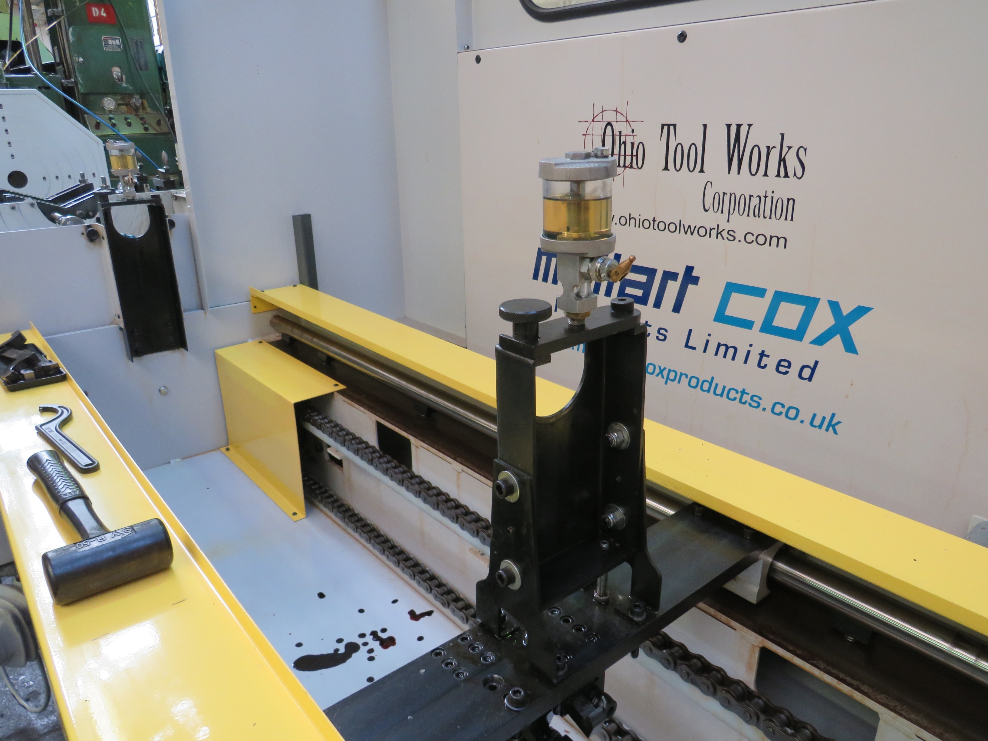 Ohio Tool Works Model OTW-1000-5-2M-11404 Horizontal Honing Machine