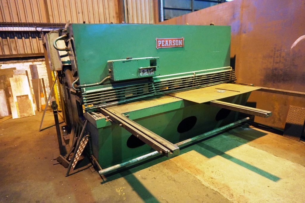 Pearson 8 x .5 Hydraulic Guillotine