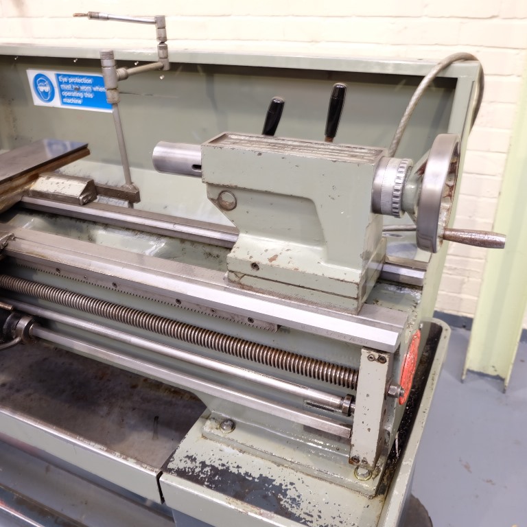 Colchester Master 2500 Gap Bed Centre Lathe