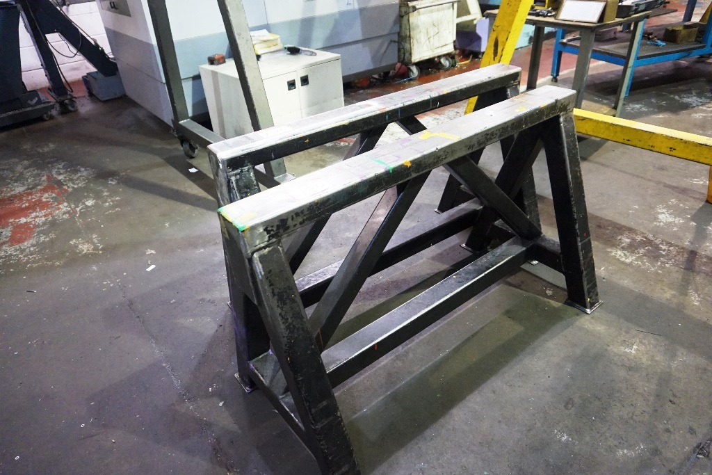 (4) Tressals 4ft x 30’’