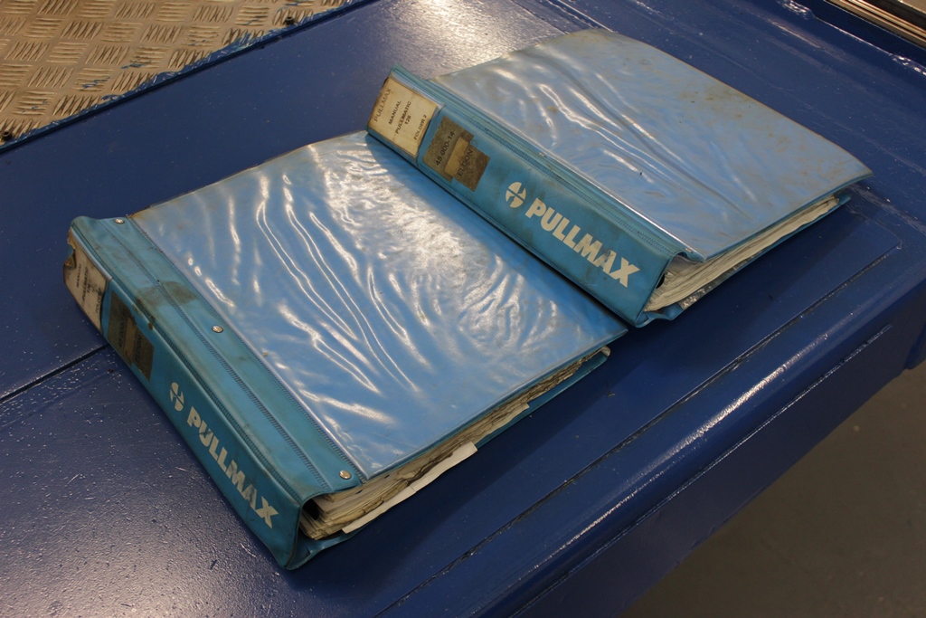 Pullmax Pullmatic 126 30 ton Punch Press with C400 PC Control