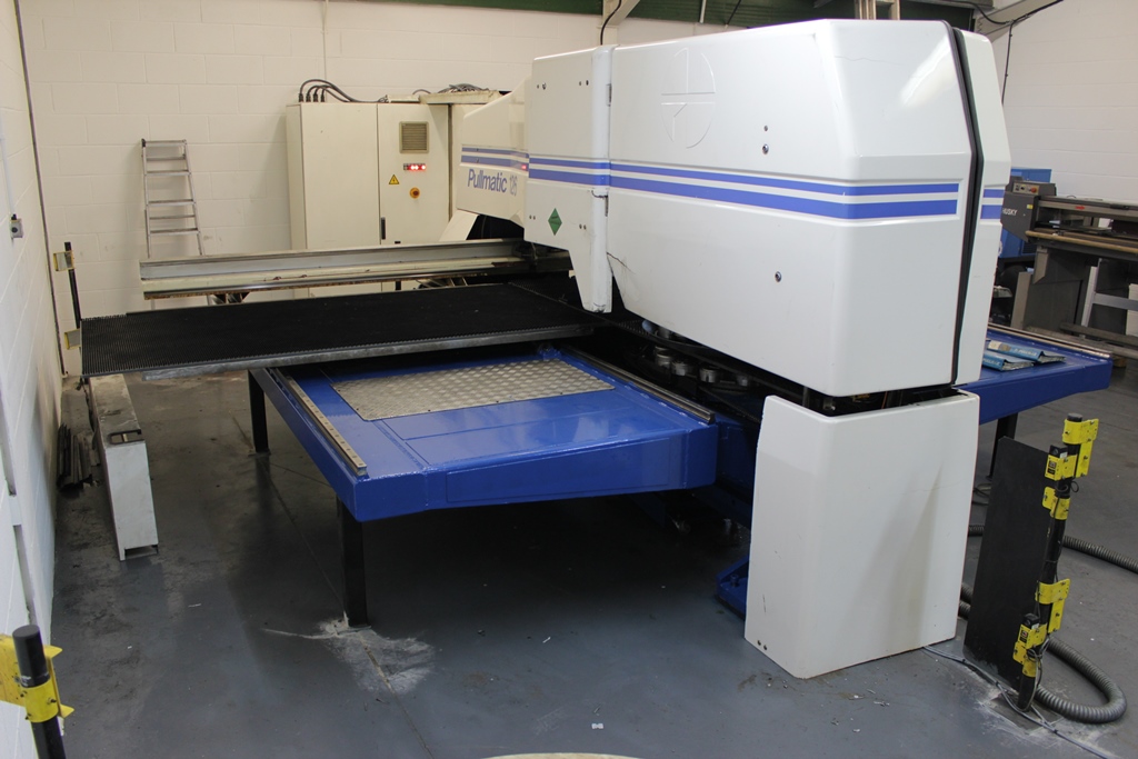 Pullmax Pullmatic 126 30 ton Punch Press with C400 PC Control
