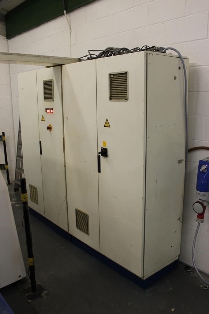 Pullmax Pullmatic 126 30 ton Punch Press with C400 PC Control