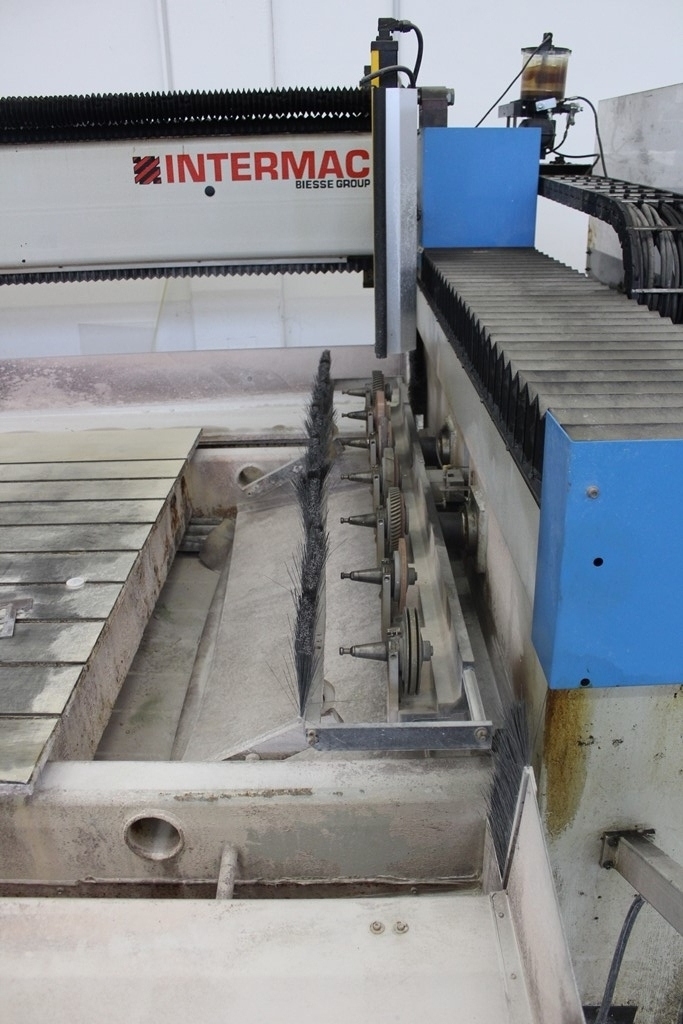 Intermac Type Master Groove 1500 CNC Engraving Machine