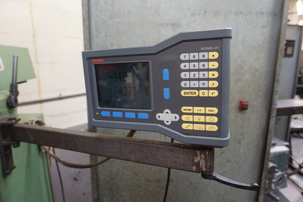 Milmor 80 Milling Machine