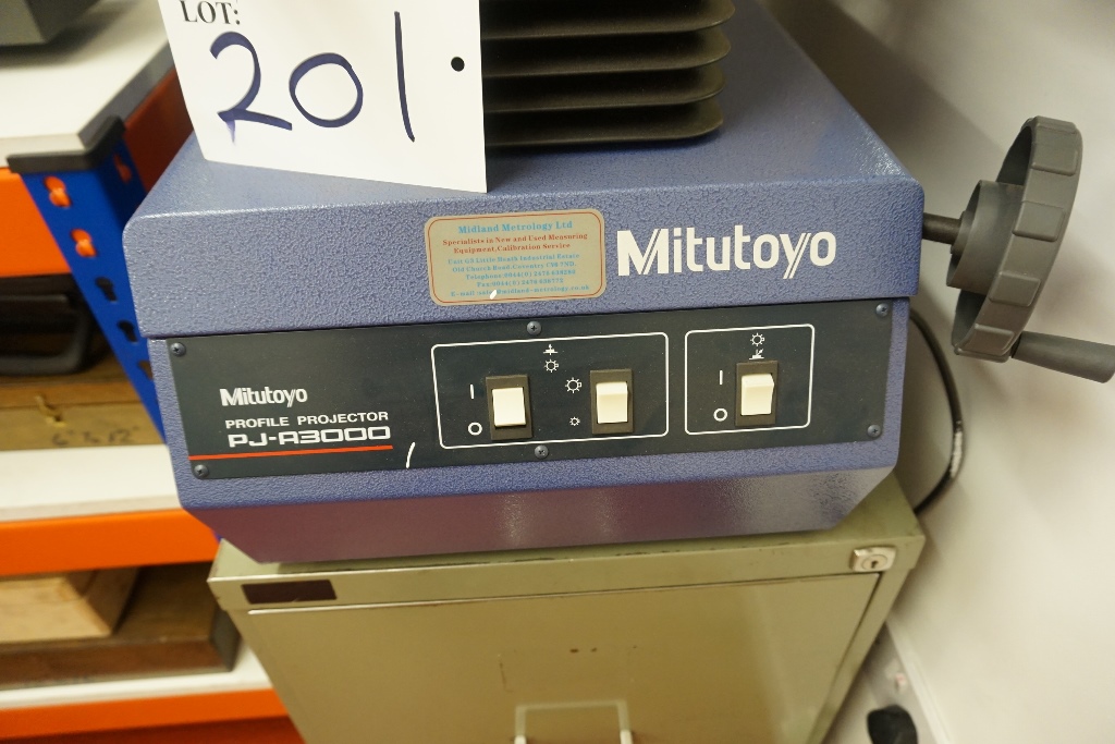 Mitutoyo PJ-A3000 Profile Projector