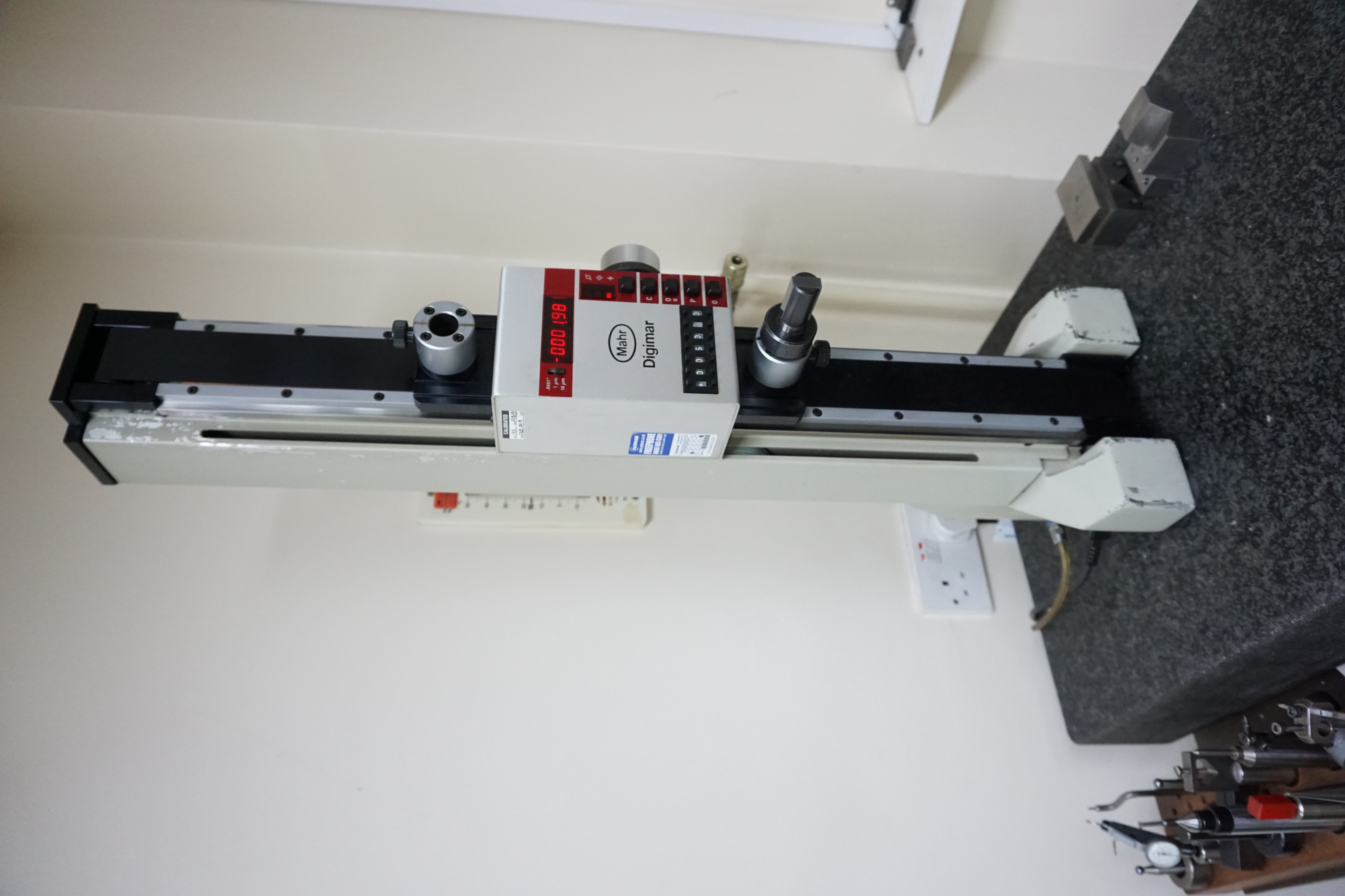 Mahr Digimar 817C Electronic Height Gauge