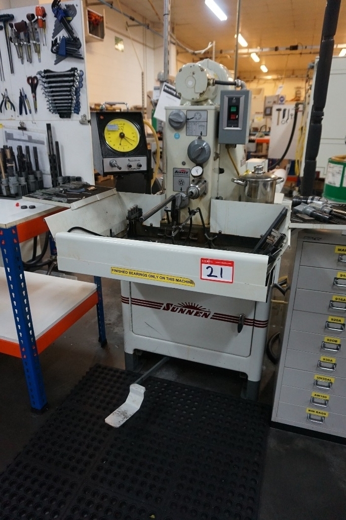 Sunnen Honing Machine