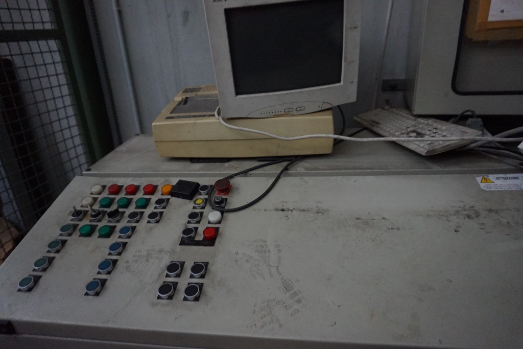 Automated Cylinder Storage System with PC Control Serving Basement