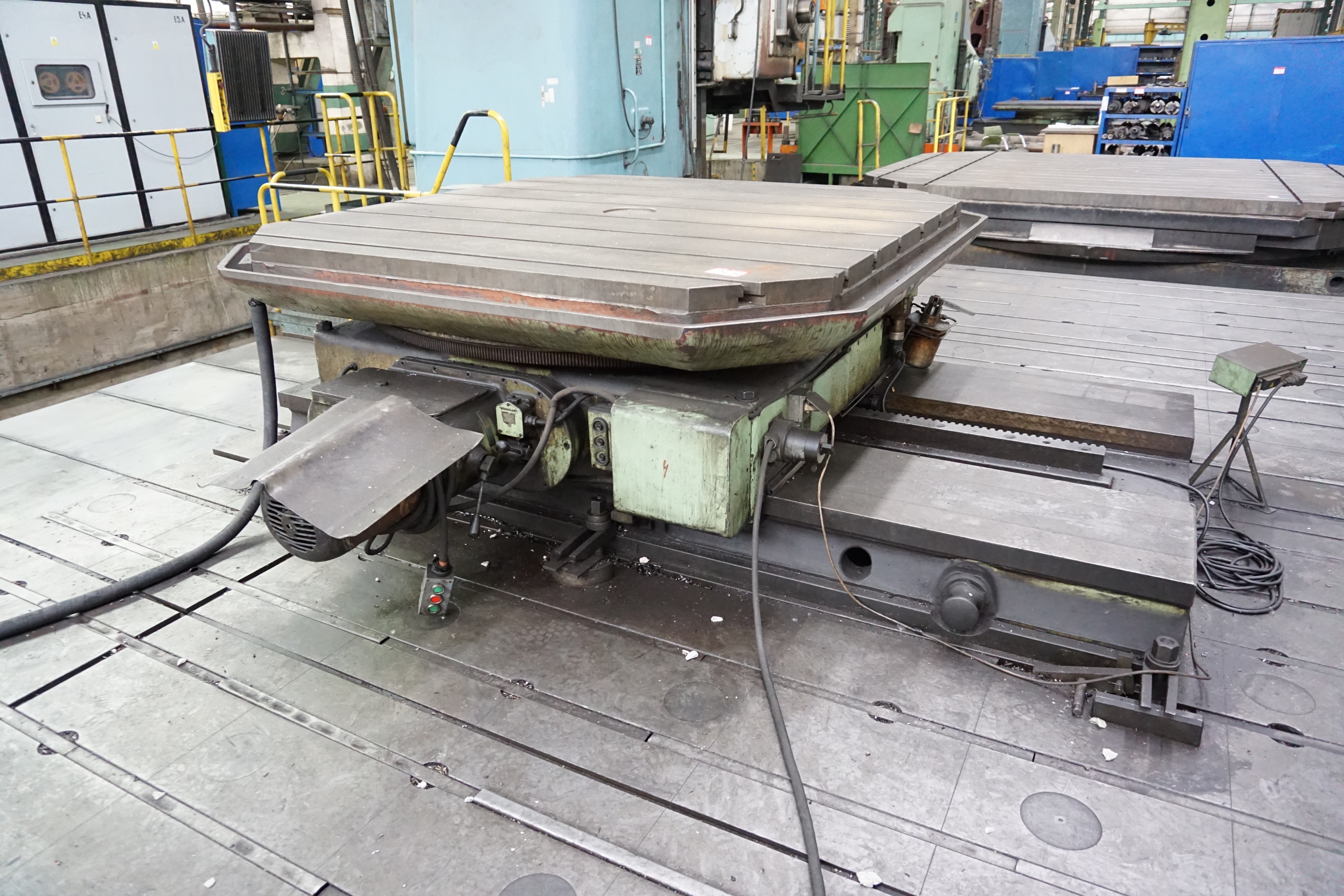 Skoda Powered Rotary Table