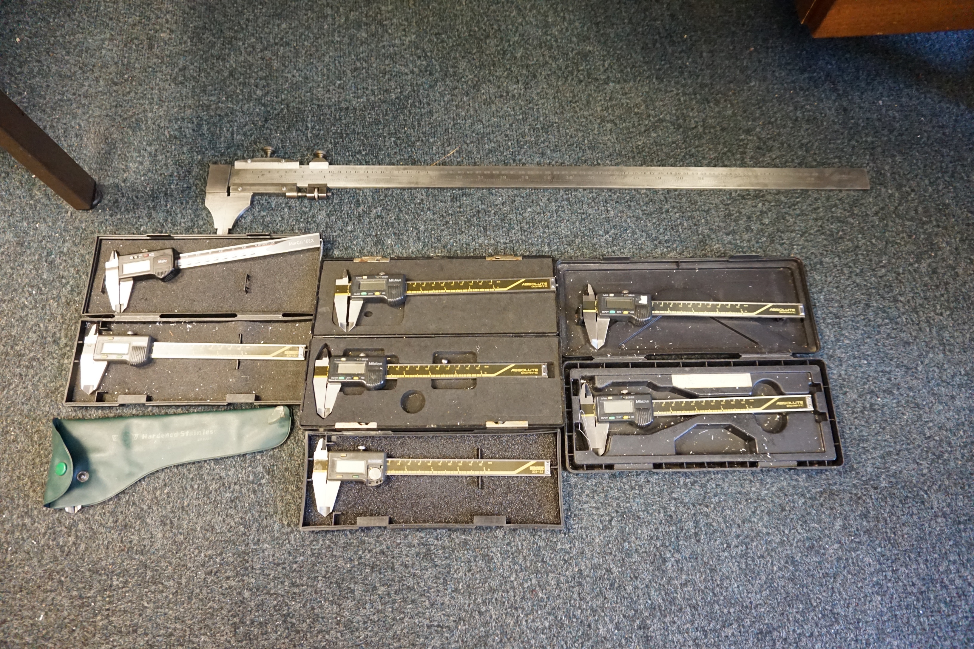 Qty of Verniers and Digital Verniers