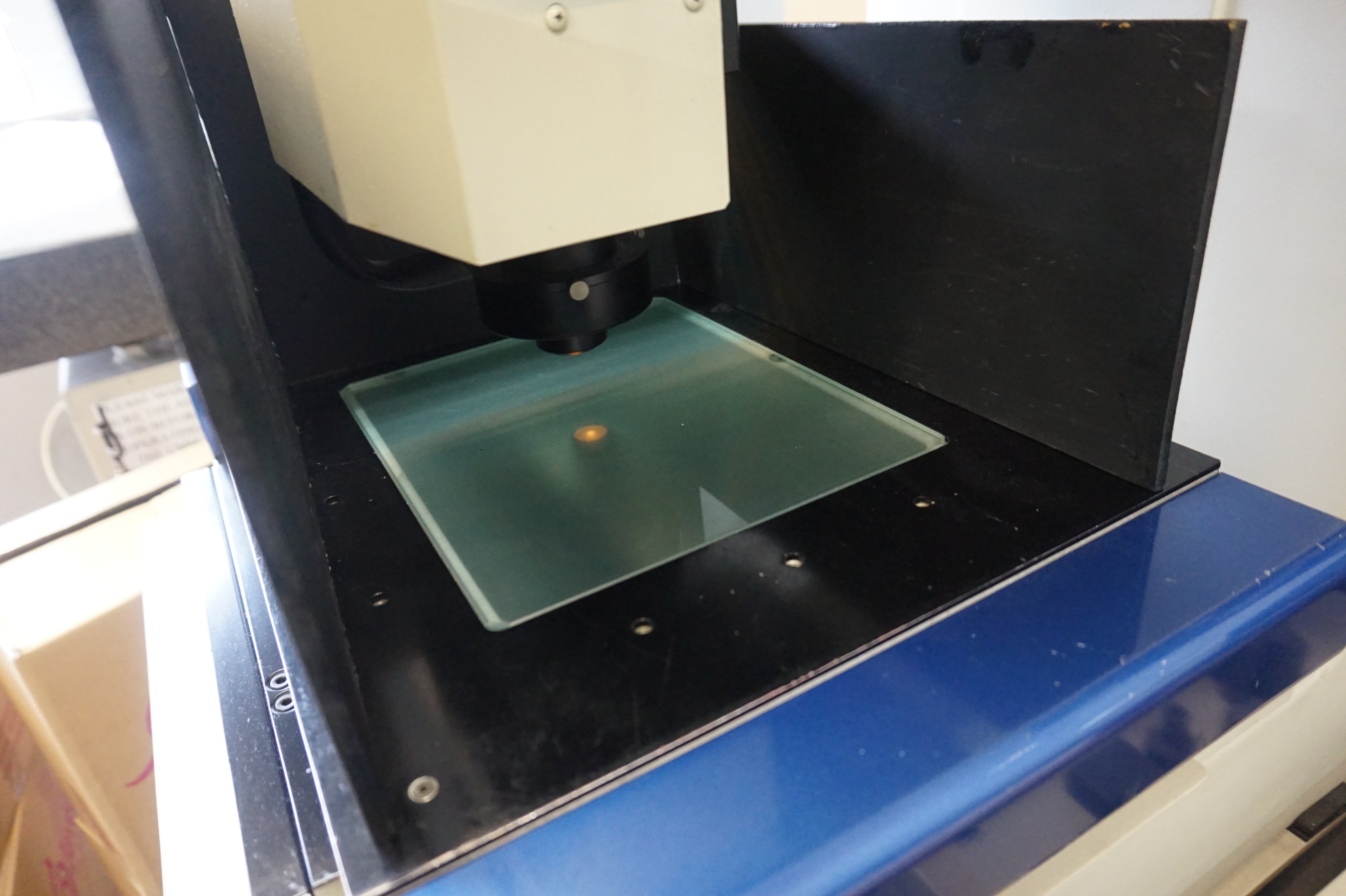 Mitutoyo 'Quick Vision' Ace Vertical Single Camera Inspection Scope ...