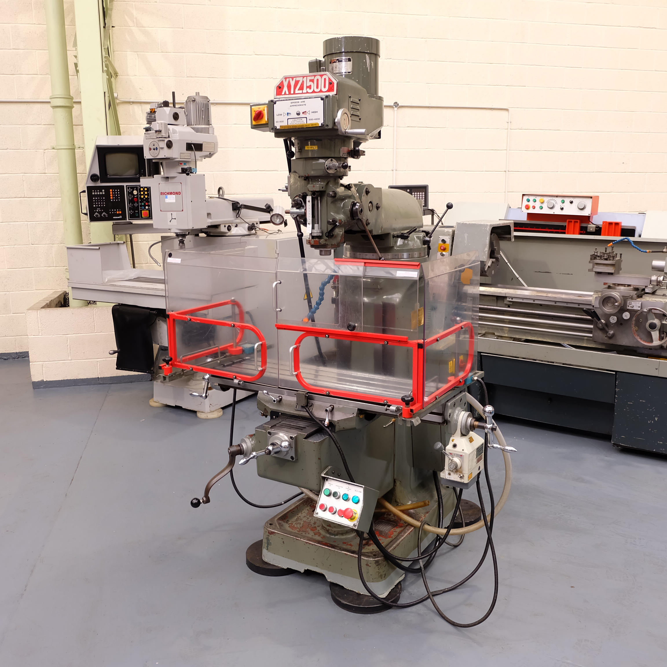 XYZ 1500 VS Turret Milling Machine