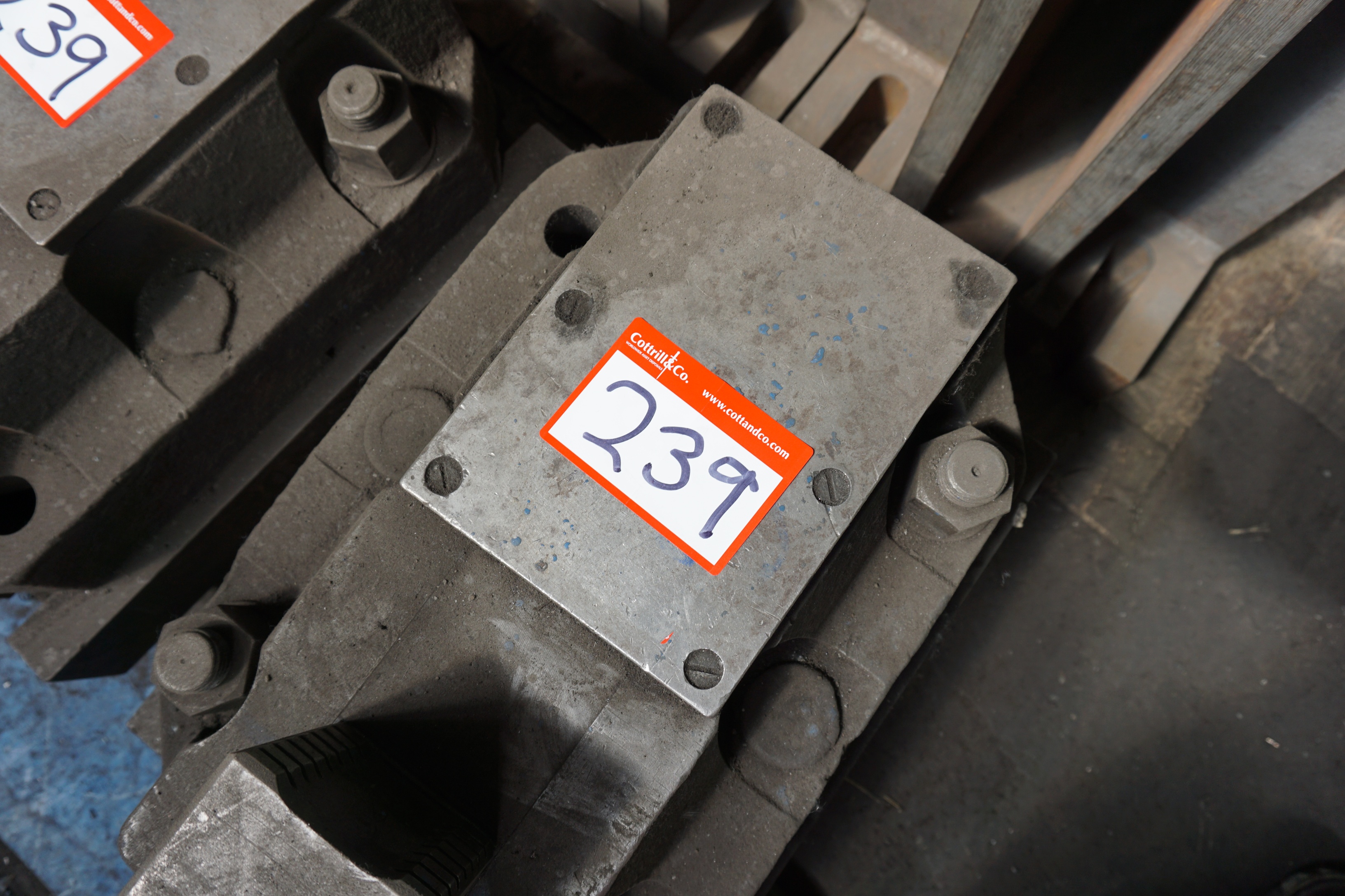 Chuck Jaws with Riser Plates for CKD Blansko VTL